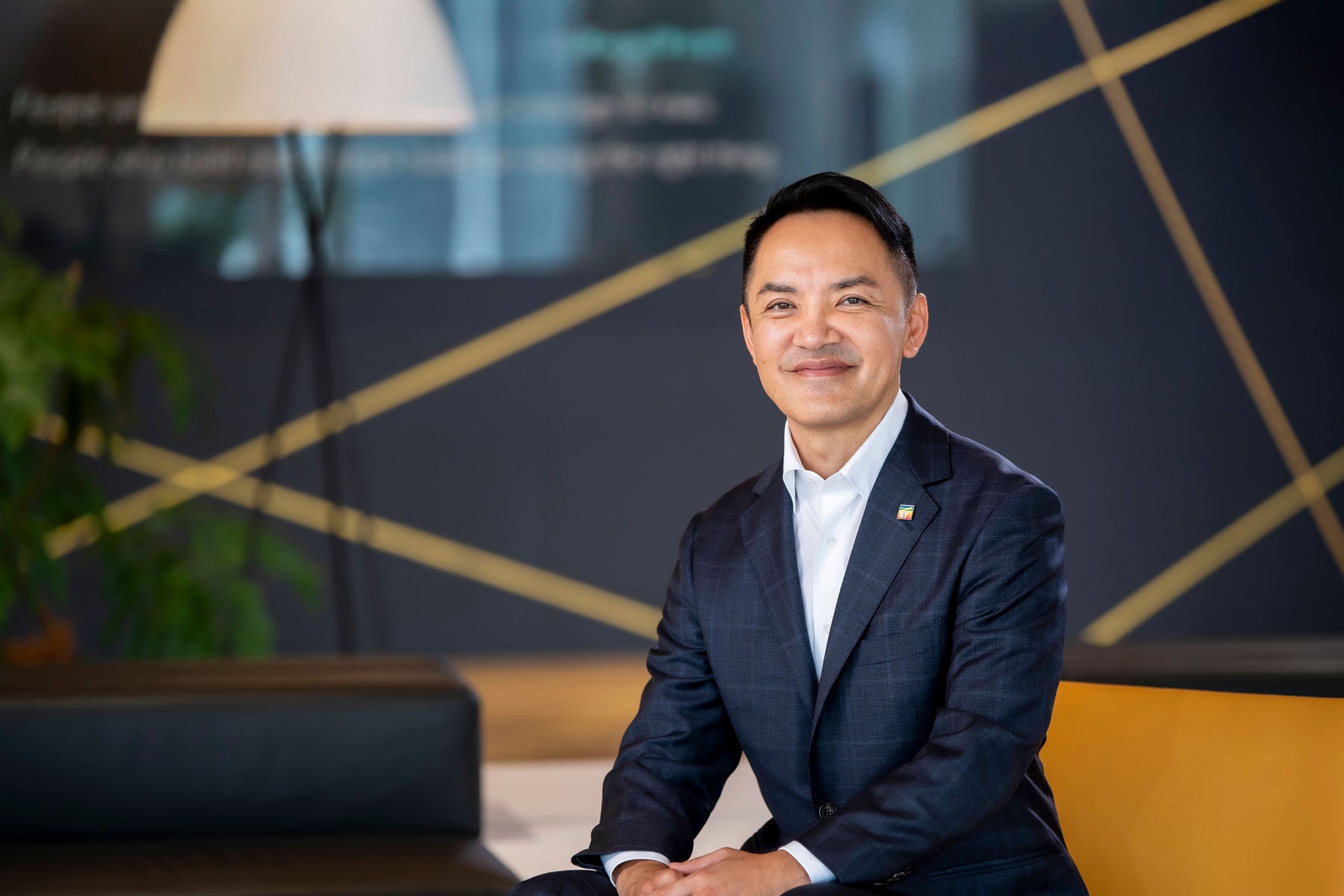 About us | EY Japan