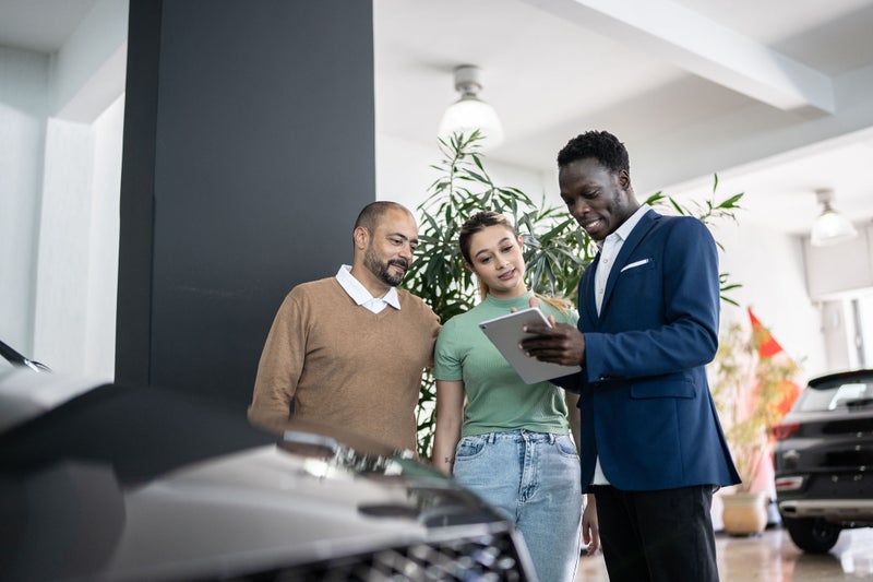 How electric vehicles are reshaping the car buying journey | EY - Global