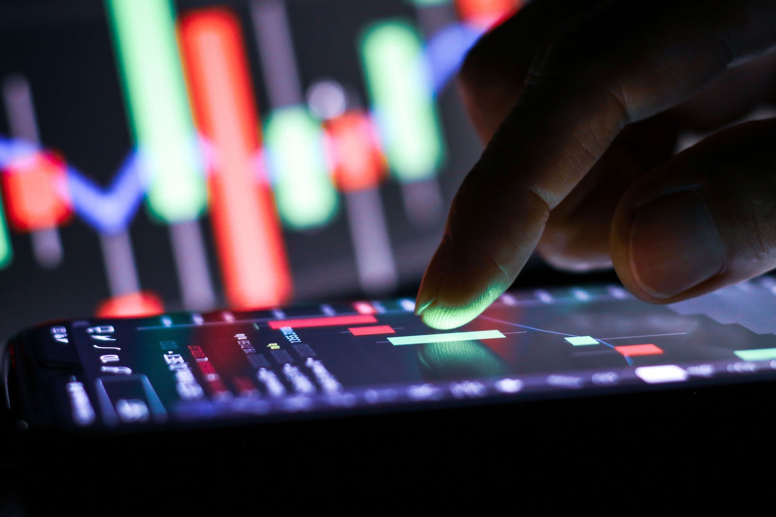 Assurance Graduate Programmes | EY - UK