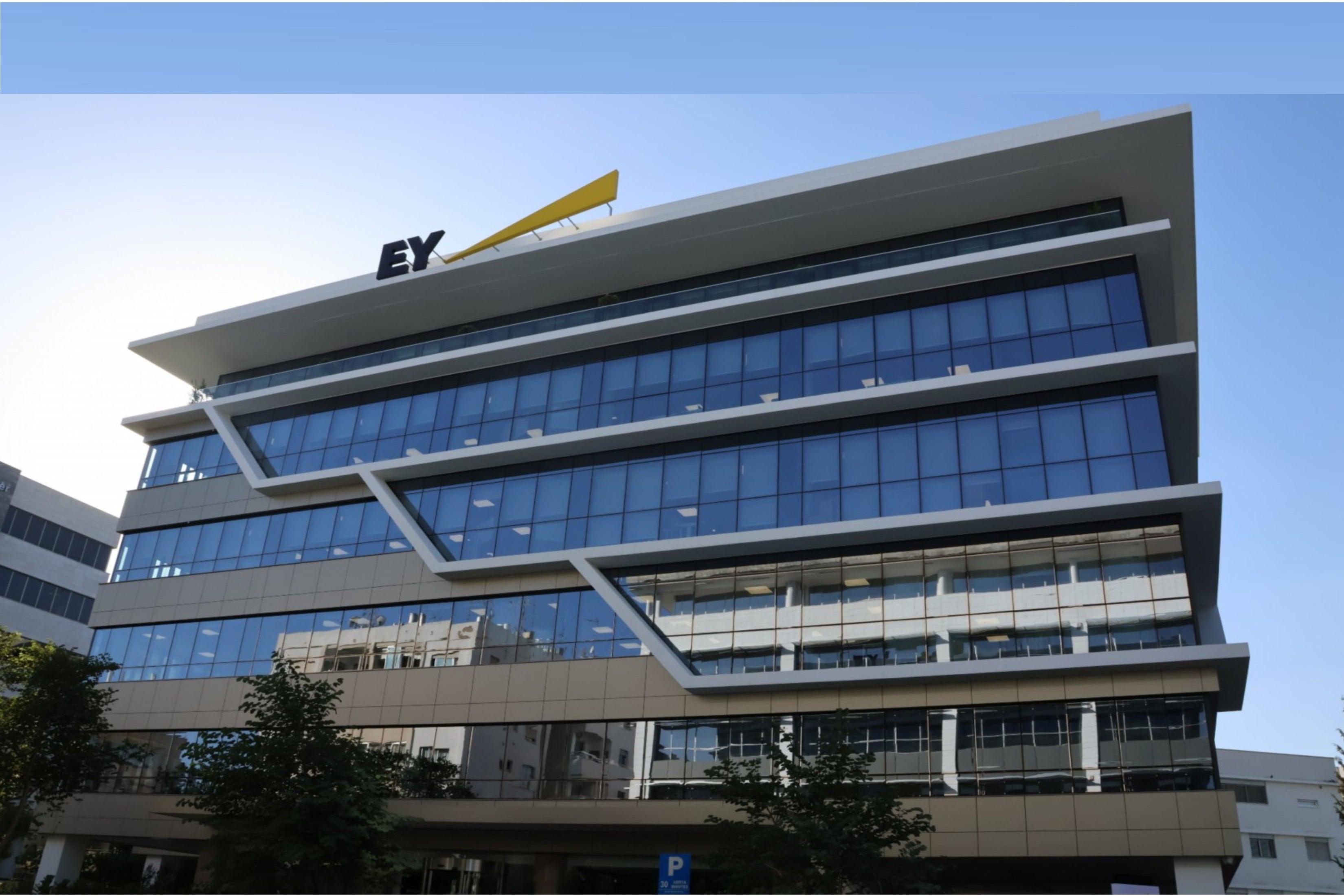 Shape the future with confidence | EY - Global