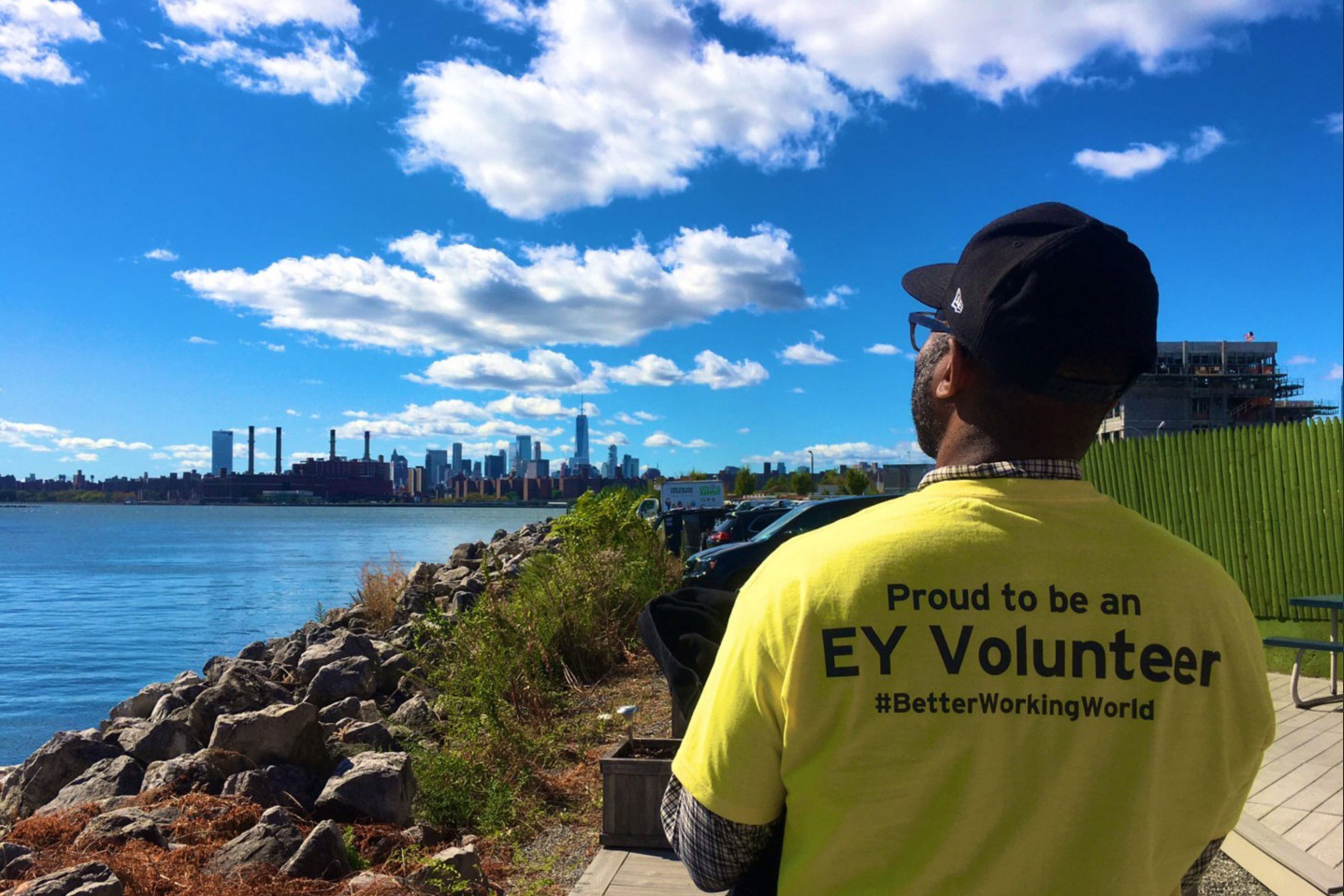 How can one volunteer day start a lifetime of change? | EY - US