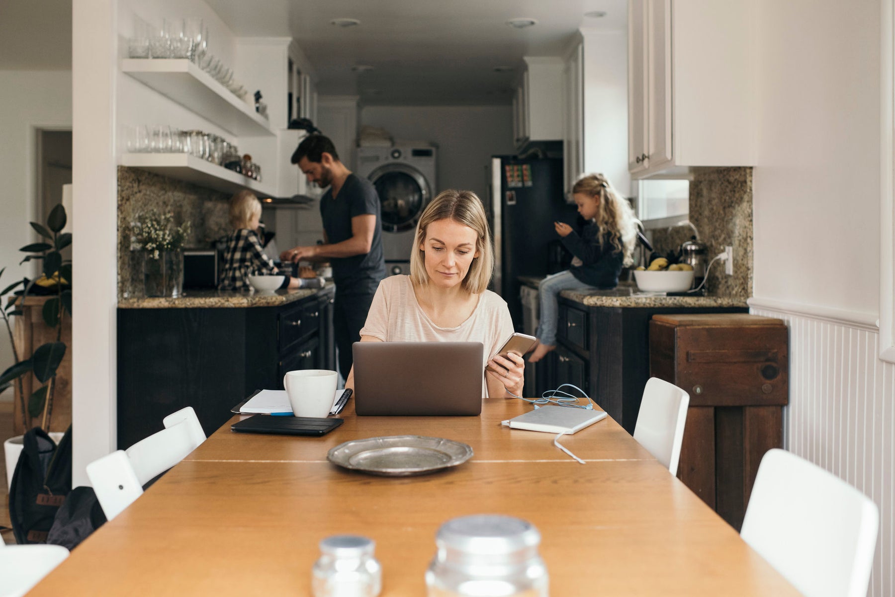 Tax update: Form T2200 and home office expenses | EY - Canada