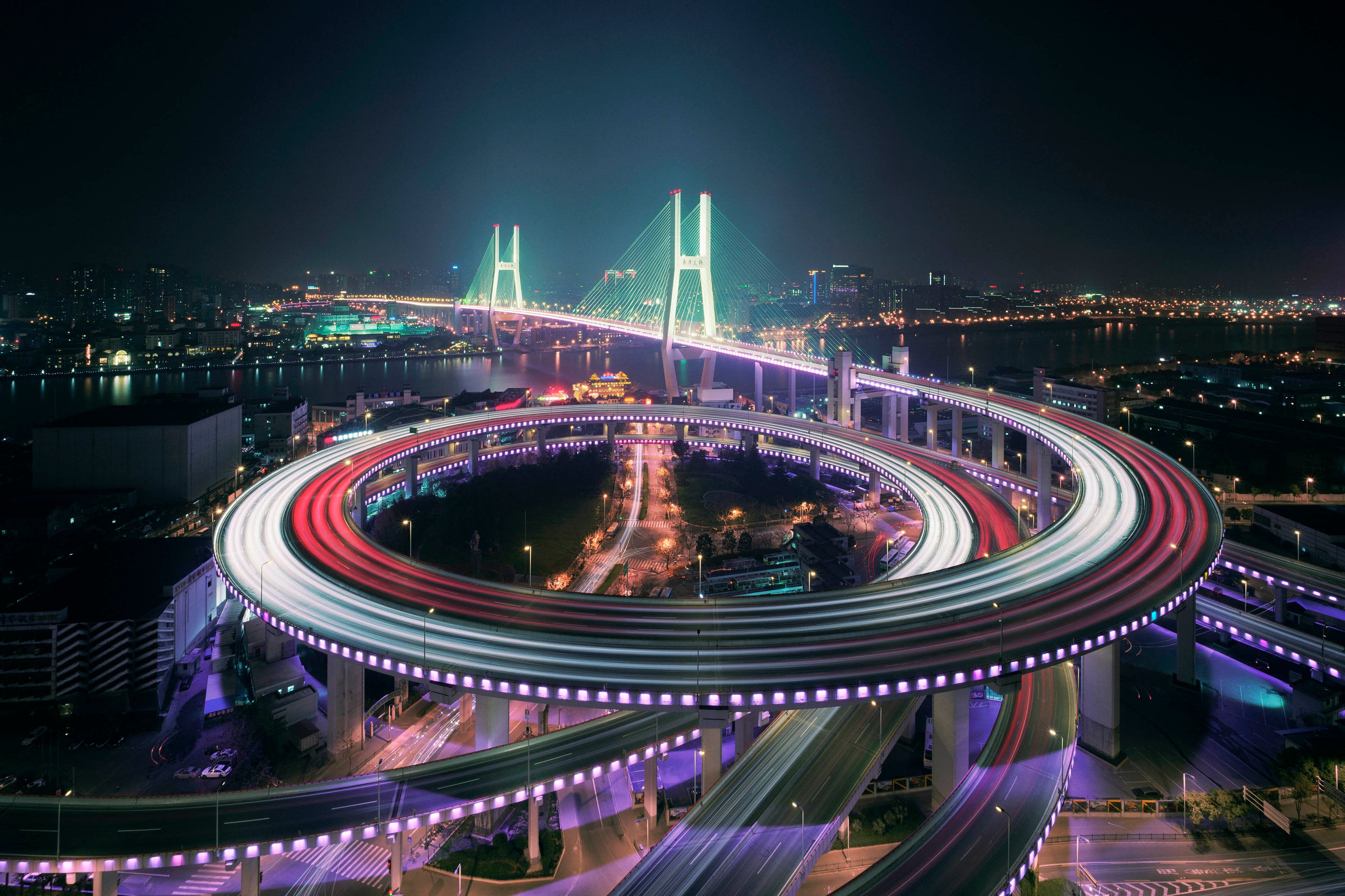 EY - Brasil | Shape the future with confidence