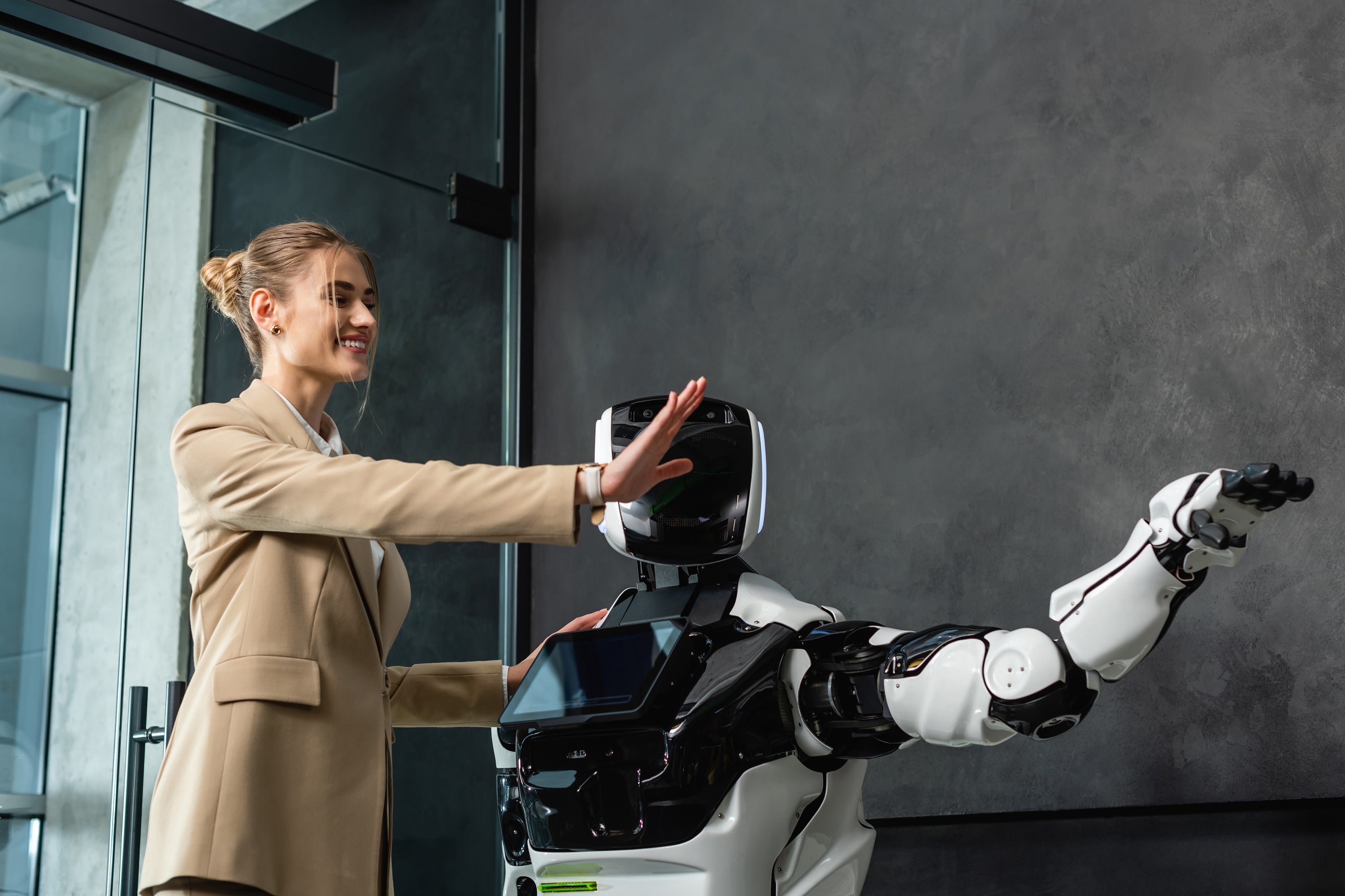 Einsatz humanoider Roboter in Industrie und Services | EY - Deutschland