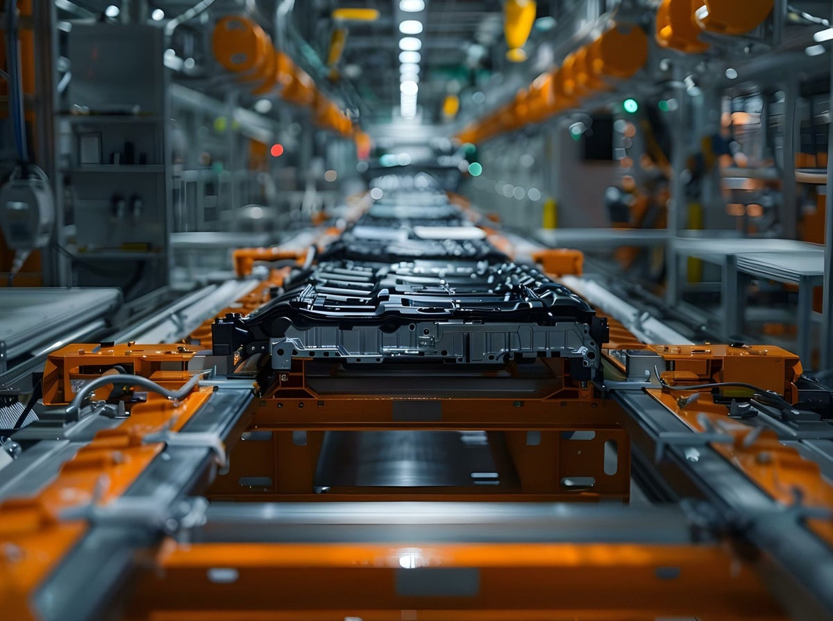 Recent incentives and tax credit changes for manufacturers | EY - Canada