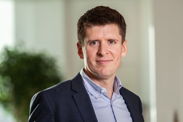 Reform af CO2-afgift og en ny emissionsafgiftslov er vedtaget | EY ...