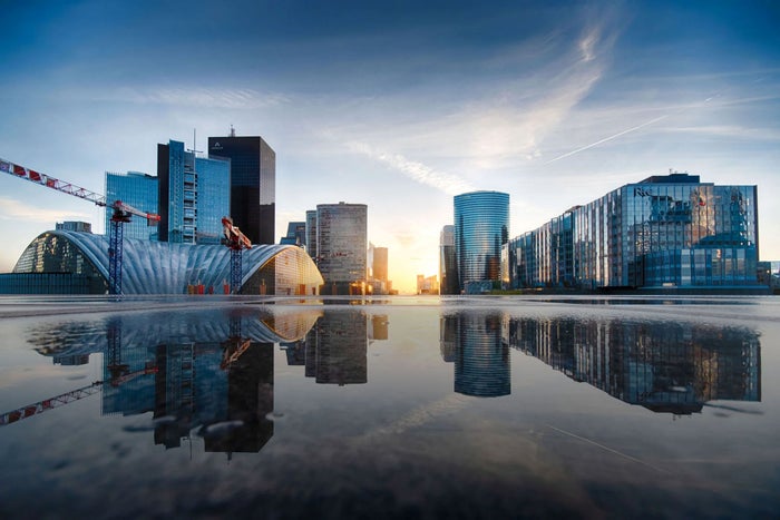 How financial services adapt to global outsourcing trends | EY - India