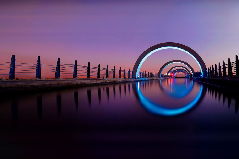 Develop a winning strategy in cross-border payments | EY - US