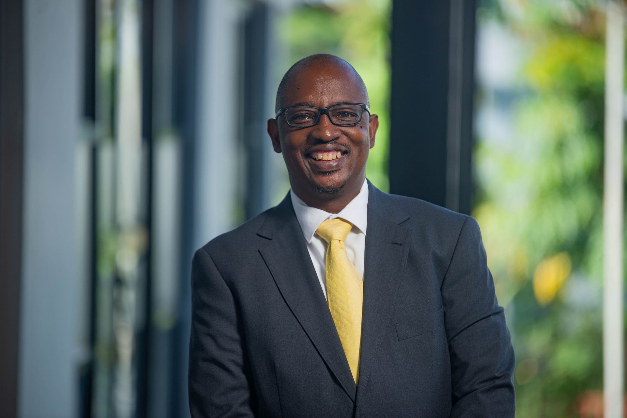 Shape the future with confidence | EY - Global