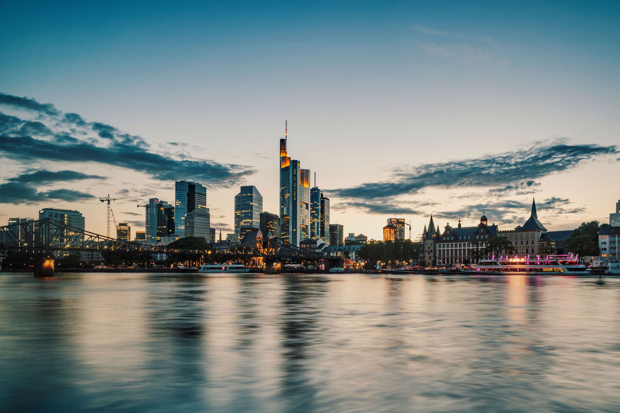 Financial Services EMEIA | EY - Global