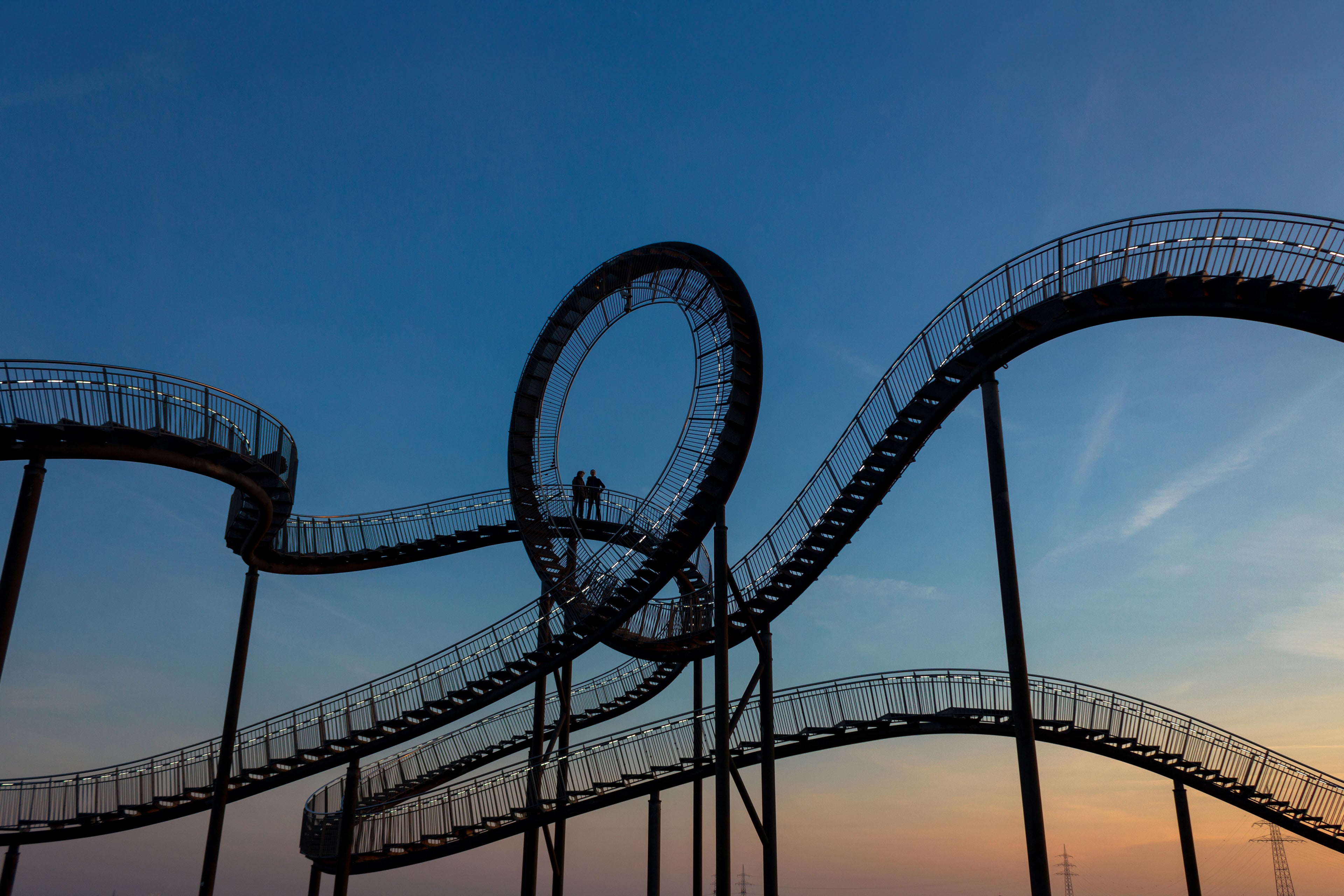 Preparing for e-invoicing in 2025 and beyond | EY - Global