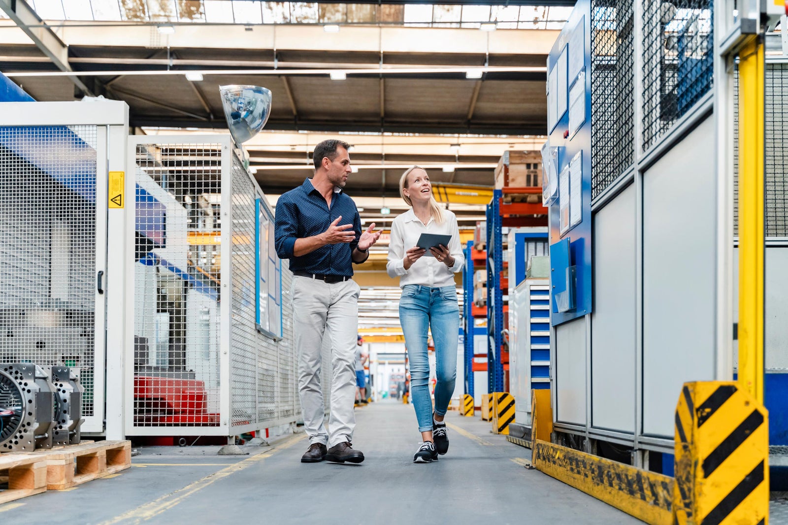 Deutsche Top-Konzerne mit deutlichem Gewinnrückgang im Jahr 2025 | EY ...