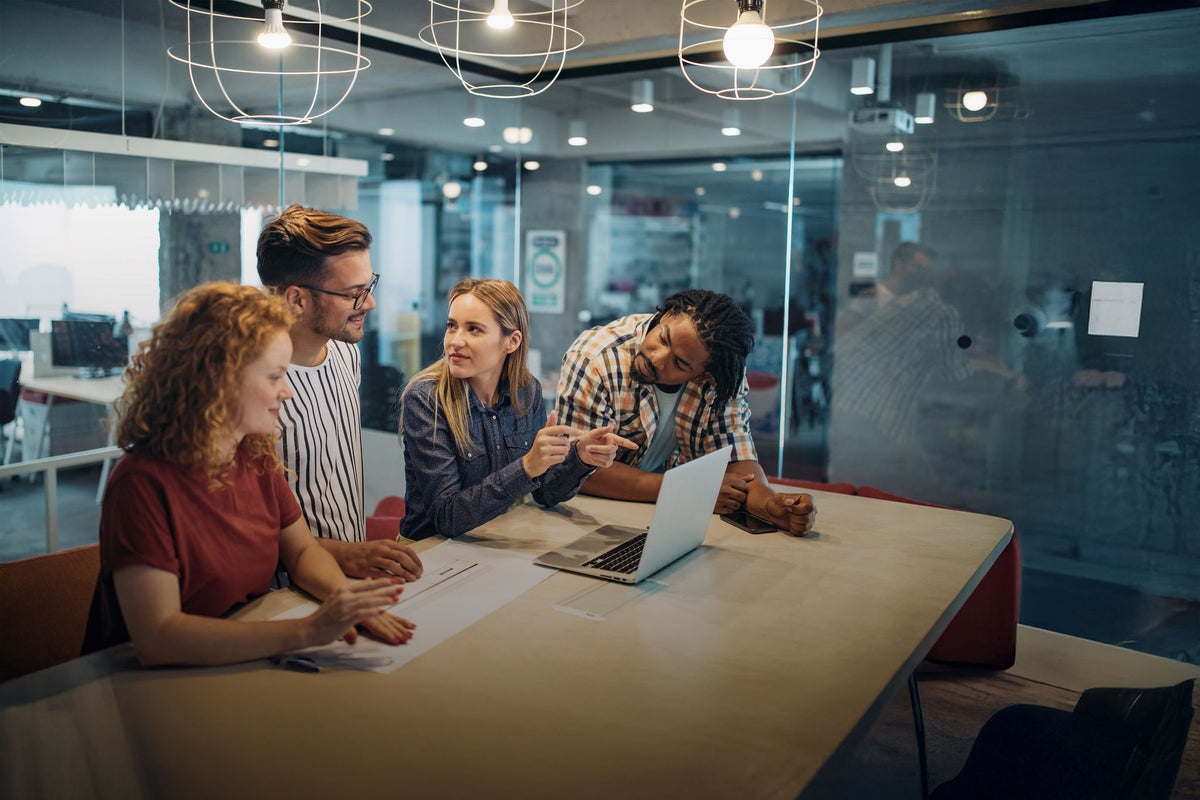 Embrace strategic partnerships in WAM | EY - US