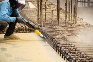 Guide to investing in infrastructure projects in Peru 2024/2025 | EY - Perú