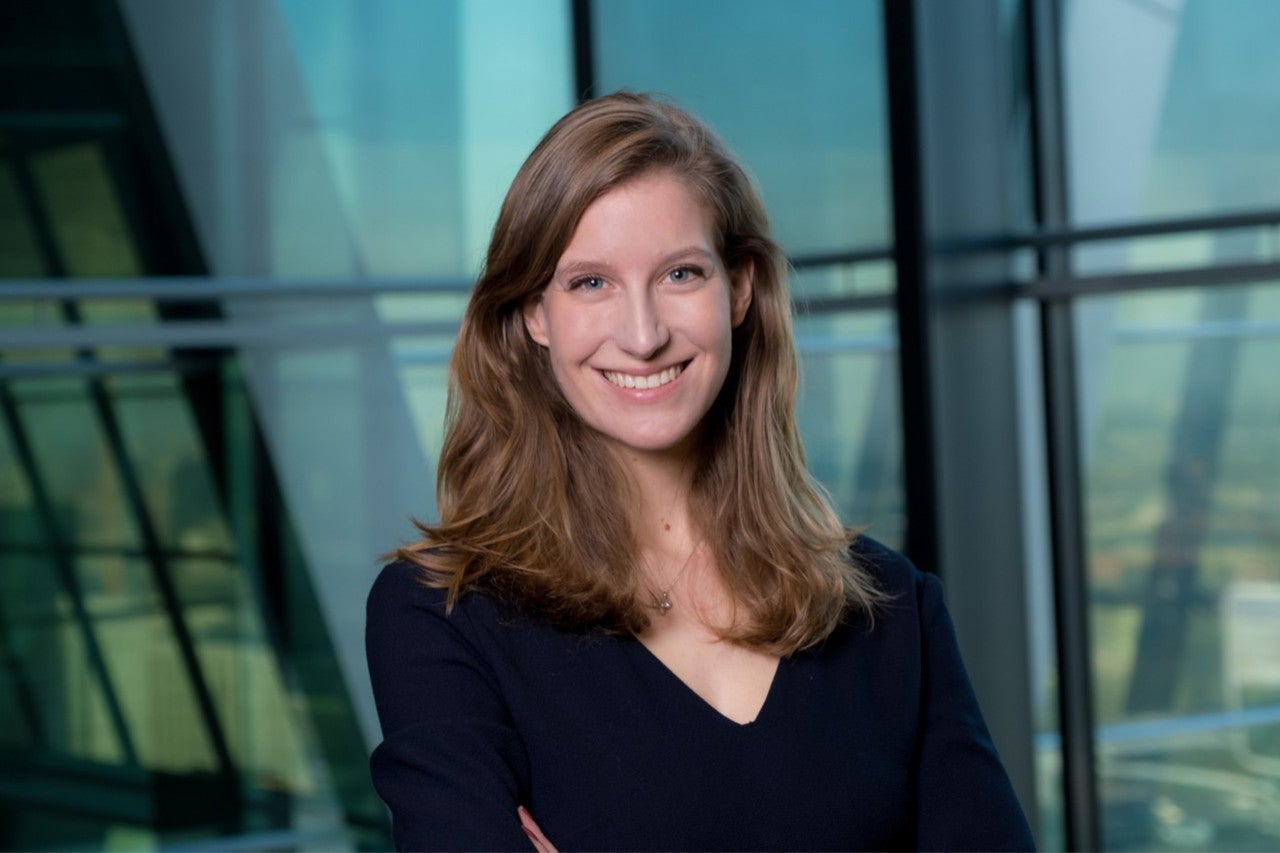 Daphne Sweers Financial Services Consulting | EY - Netherlands