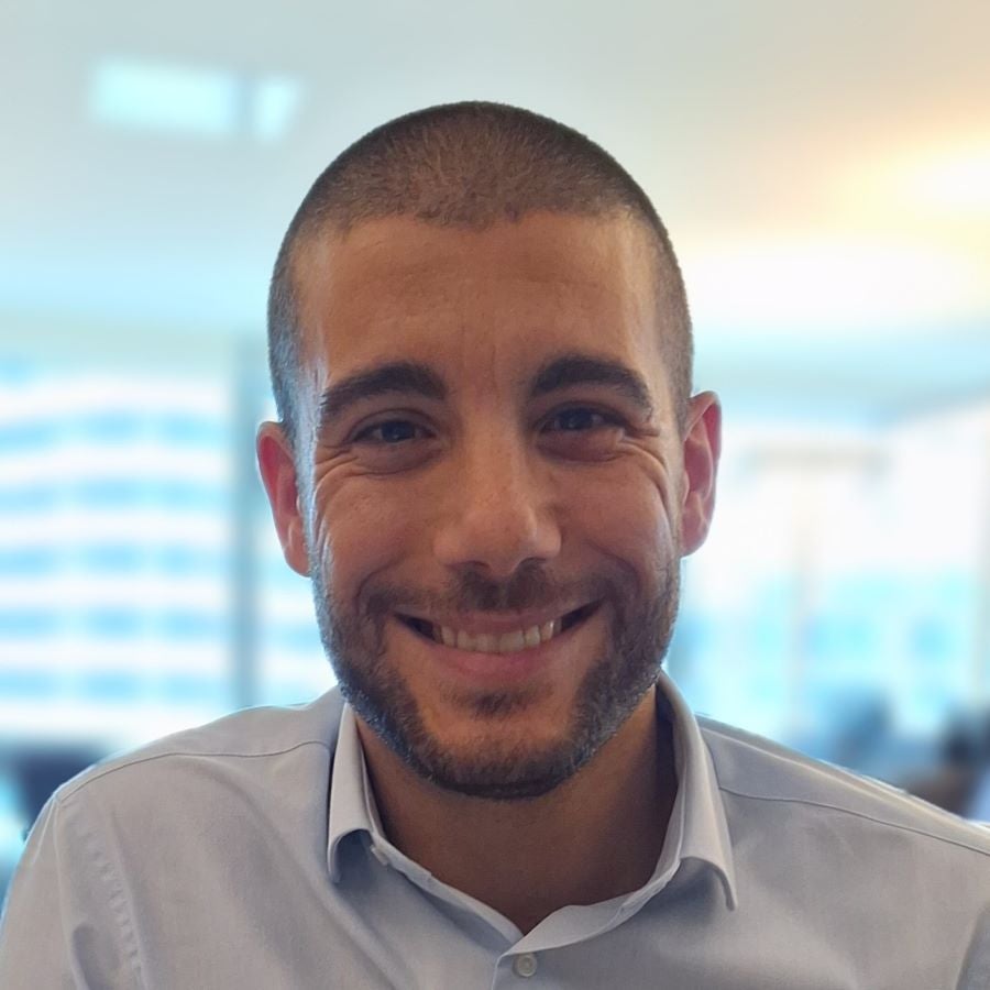 Effective Goal Setting and Feedback Conversations for Team Leaders | EY ...