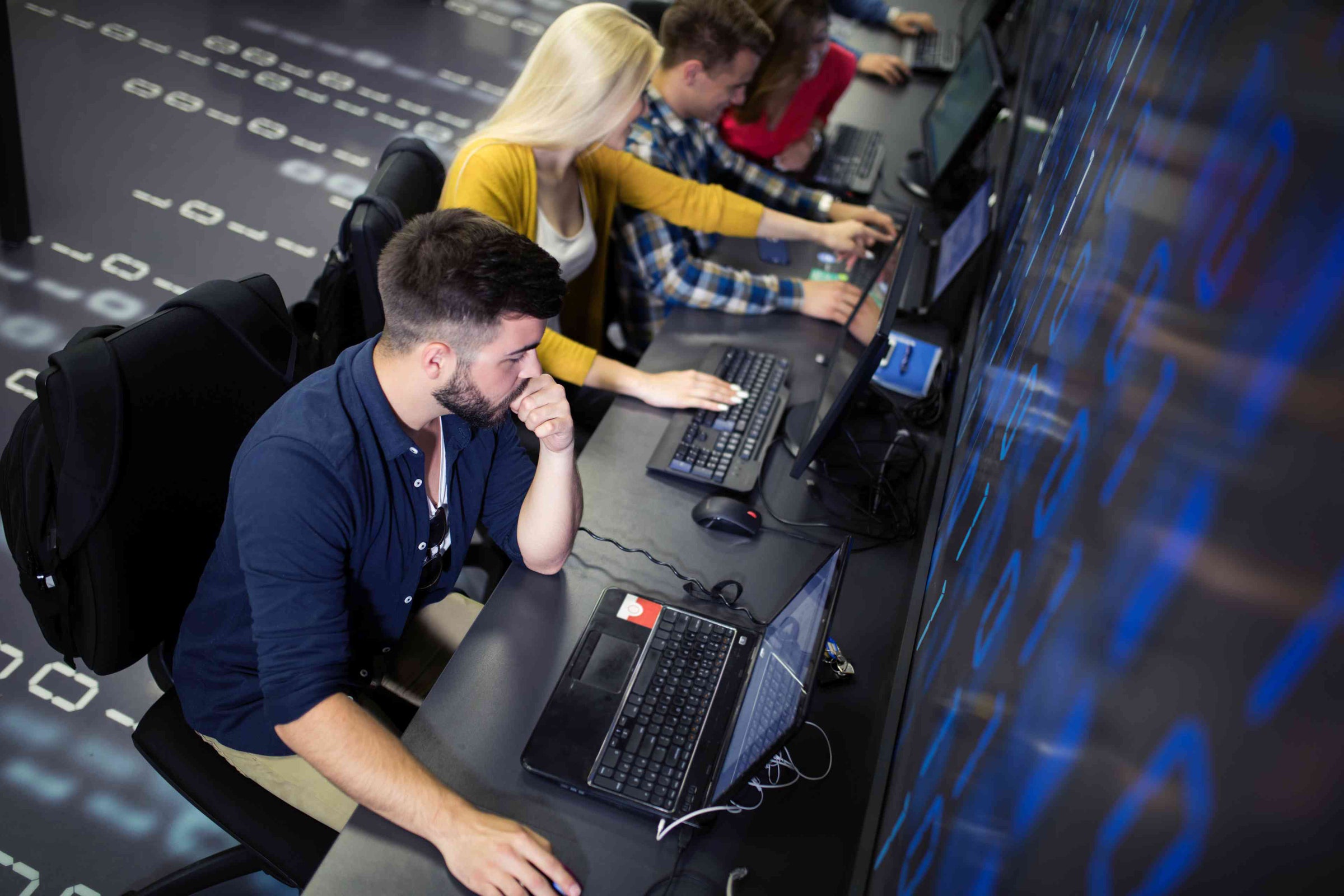 Apply for student programs | EY - Australia