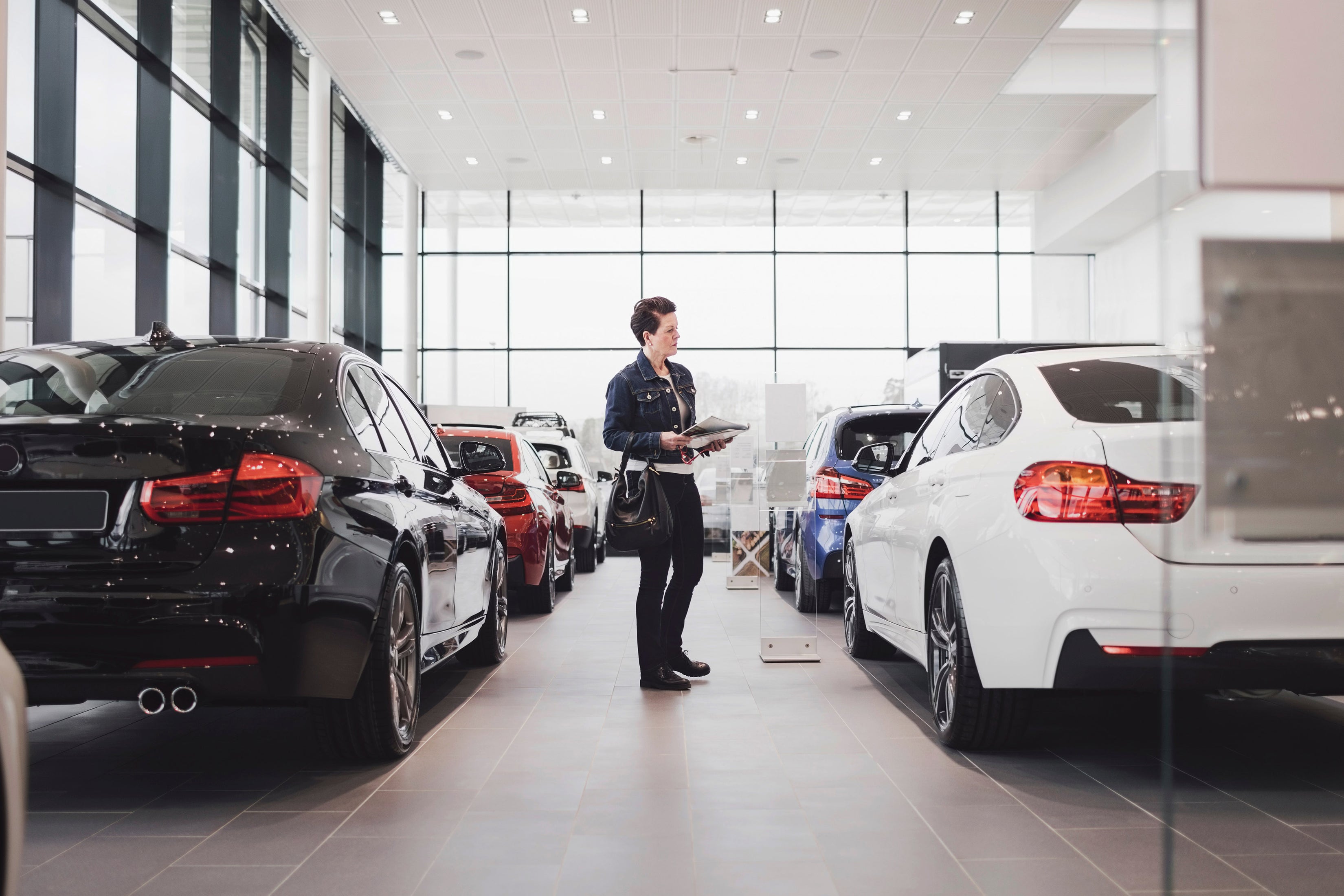 How to retake the momentum in the EV transition | EY - Global