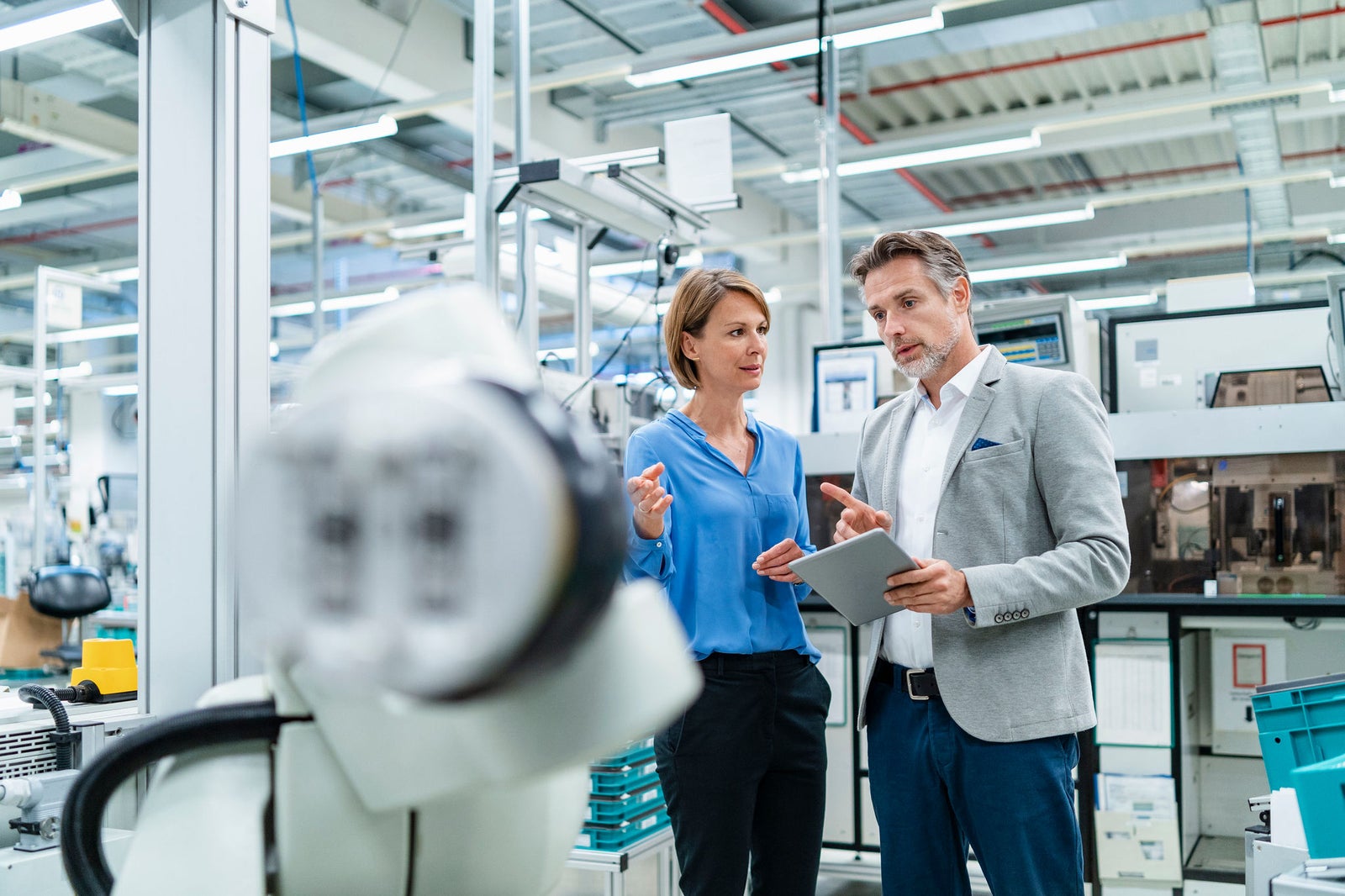Why manufacturers need smart connected products | EY - Global