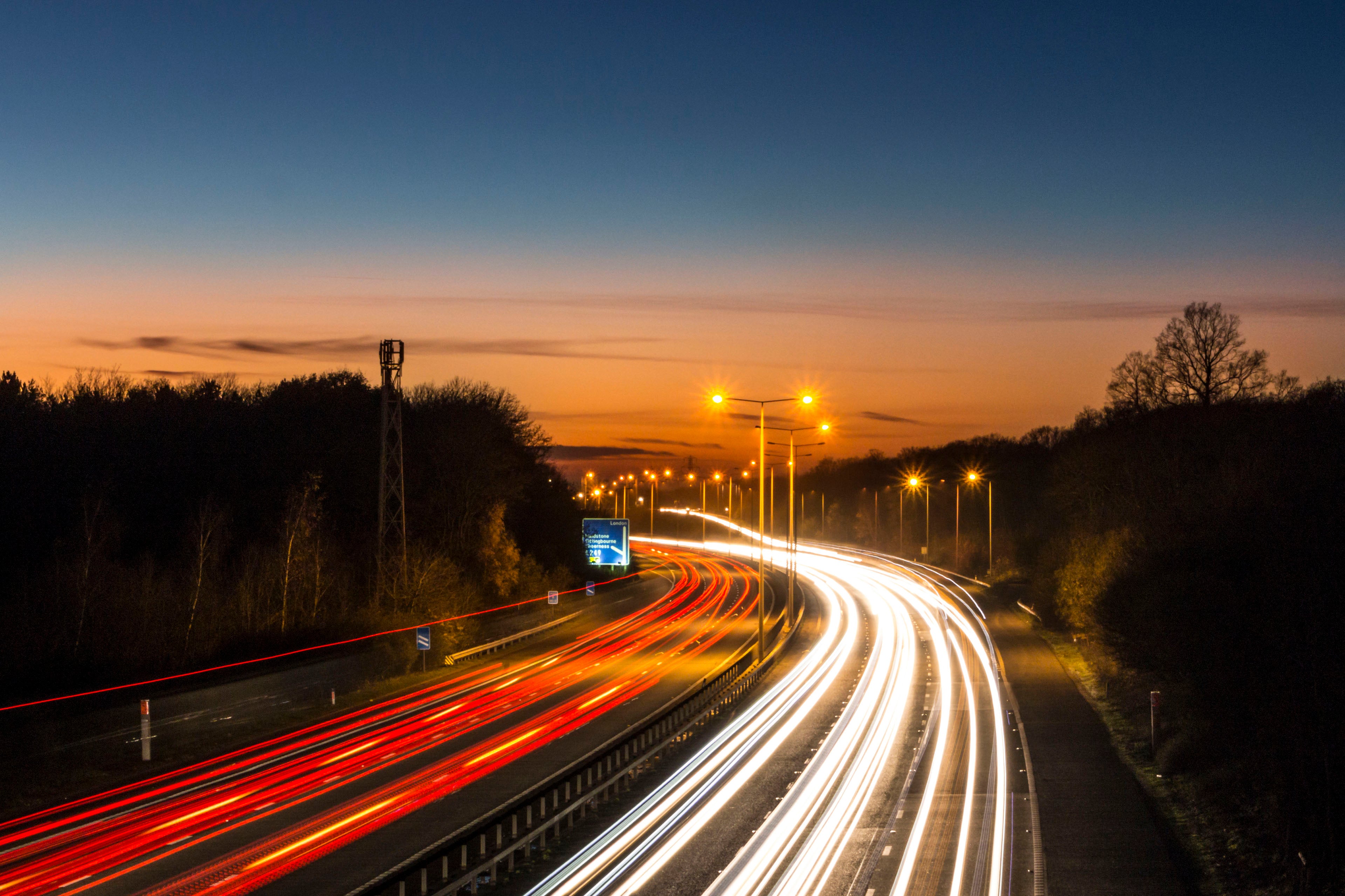 How Mott MacDonald accelerated responsible AI | EY - Global