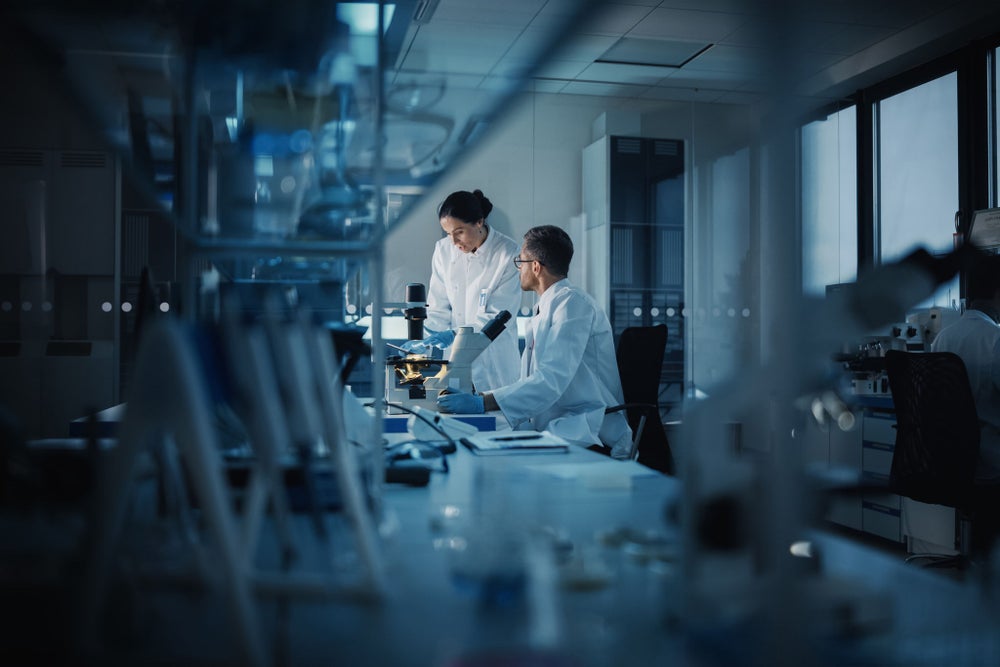 Driving growth via commercial transformation in pharma | EY - US