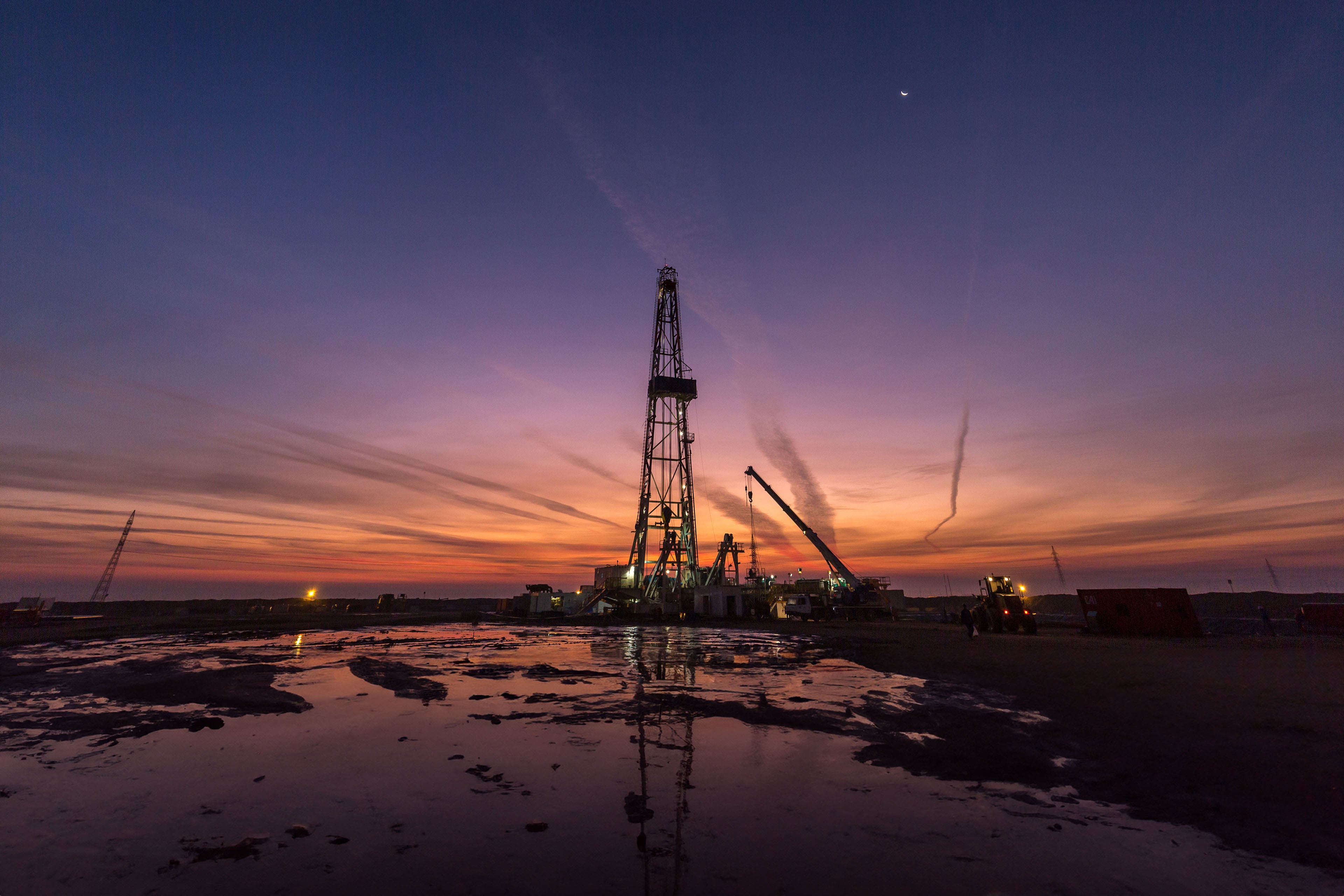 How a global firm set up a stand-alone energy business | EY - US