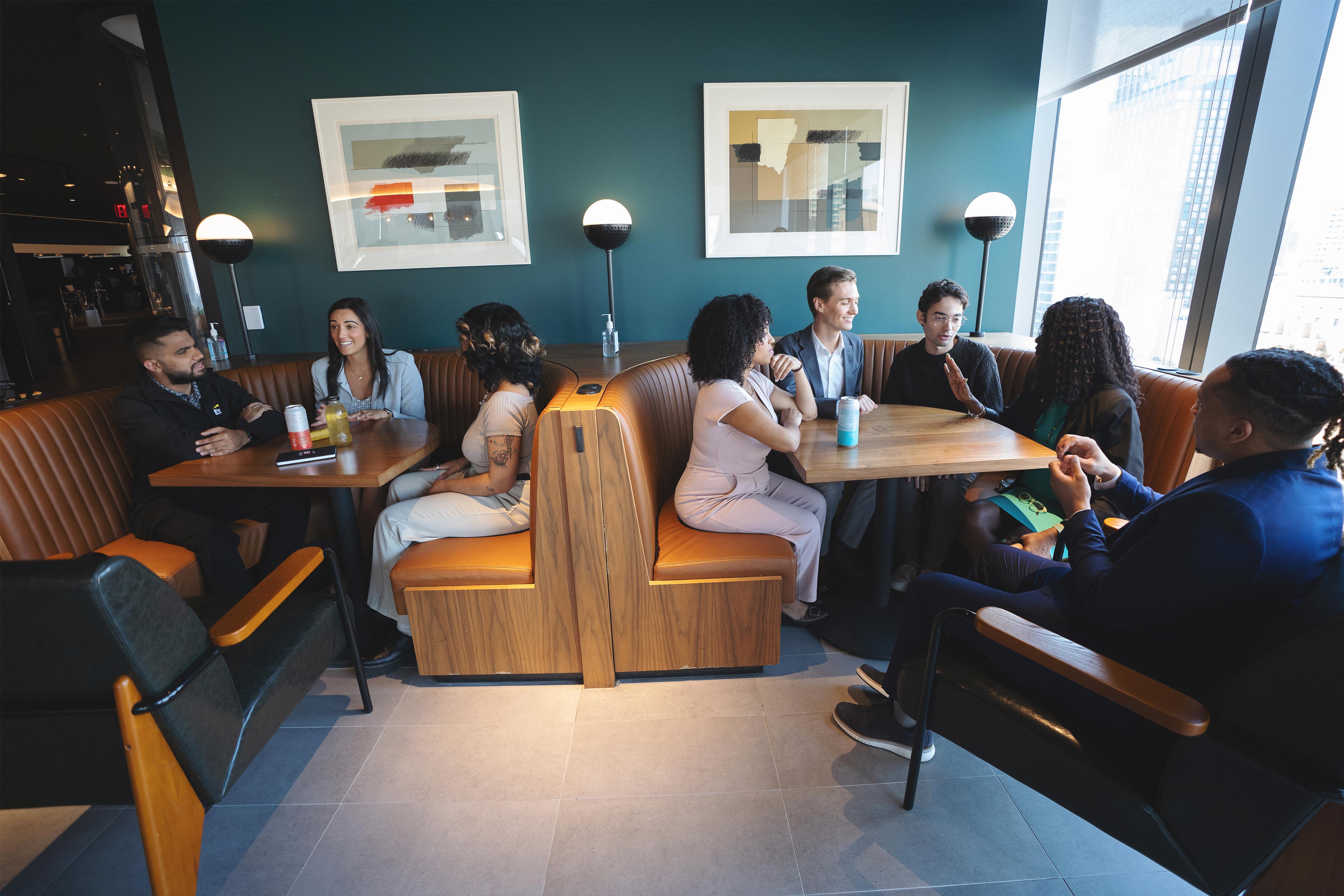 Internships and early careers programs | EY - US