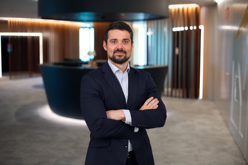 EY refuerza su apuesta por el asesoramiento en IA y Data con la ...
