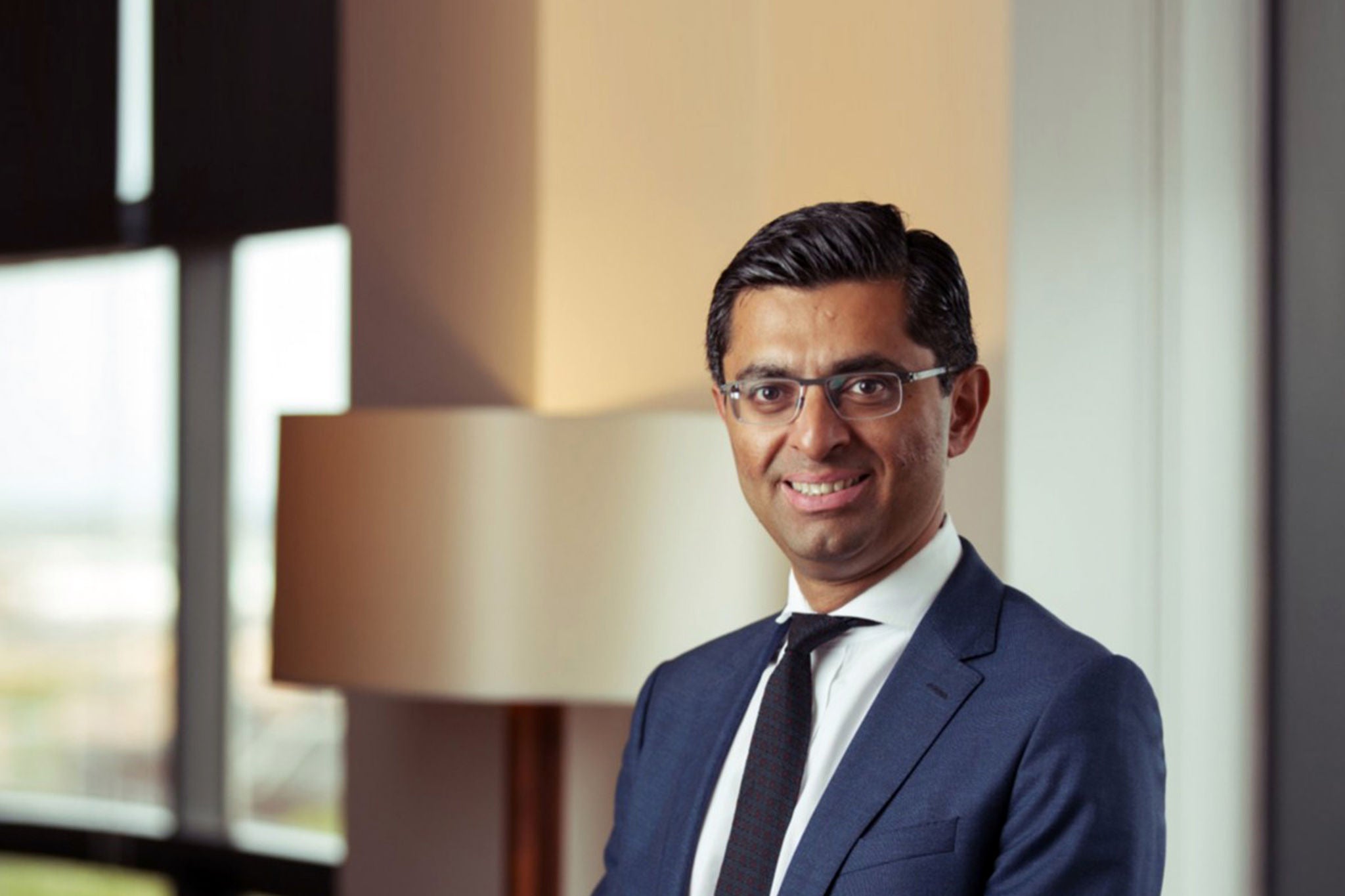 Careers in Financial Services | EY - UK