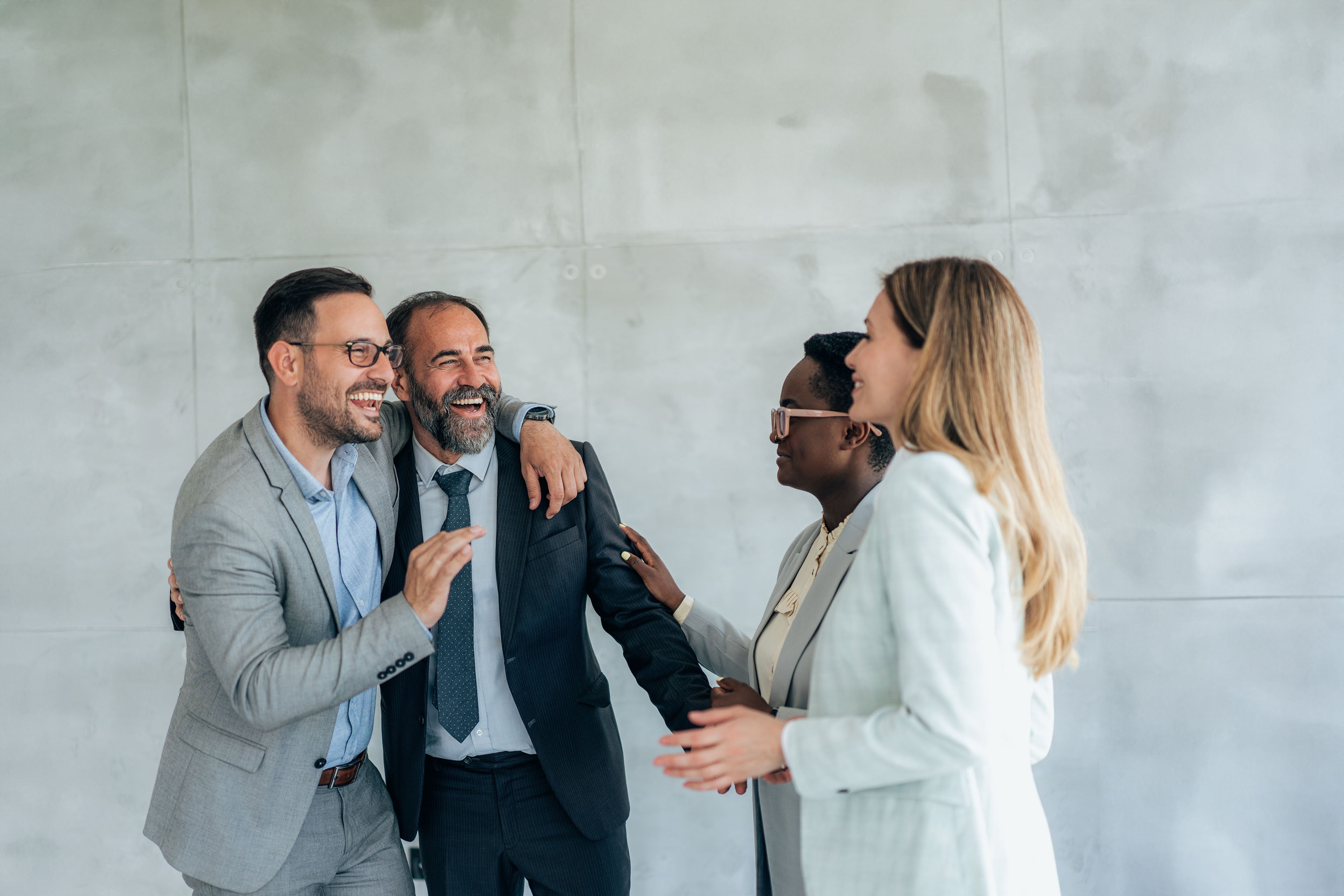 A global alumni network drives powerful human connections | EY - Global