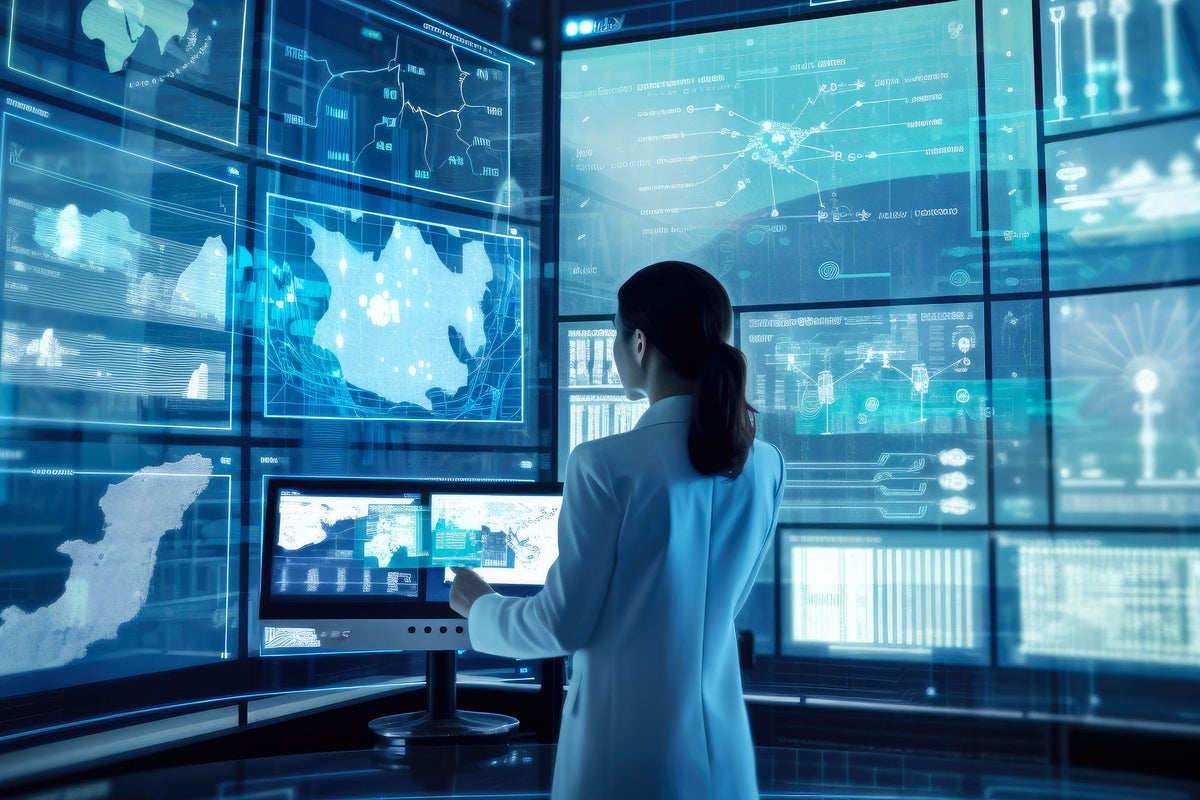 Data center industry operators can keep up with growing AI demand | EY - US