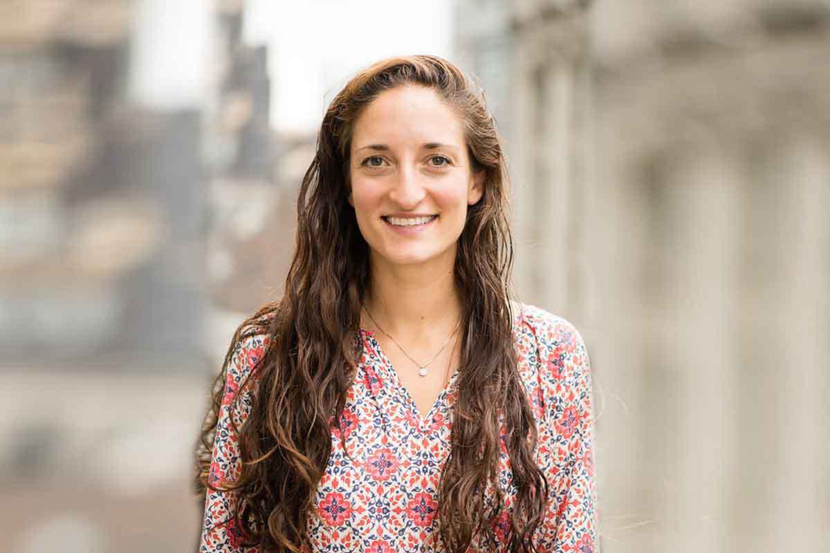 Ella Chinitz EY US Consulting Data & Analytics Managing Director | EY ...