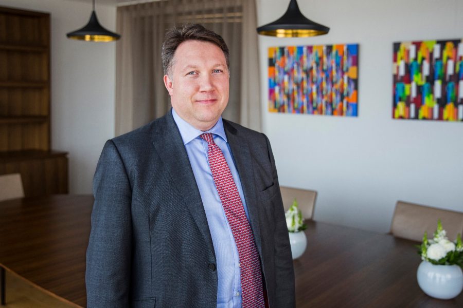 Entity compliance and governance - Law services | EY - Global