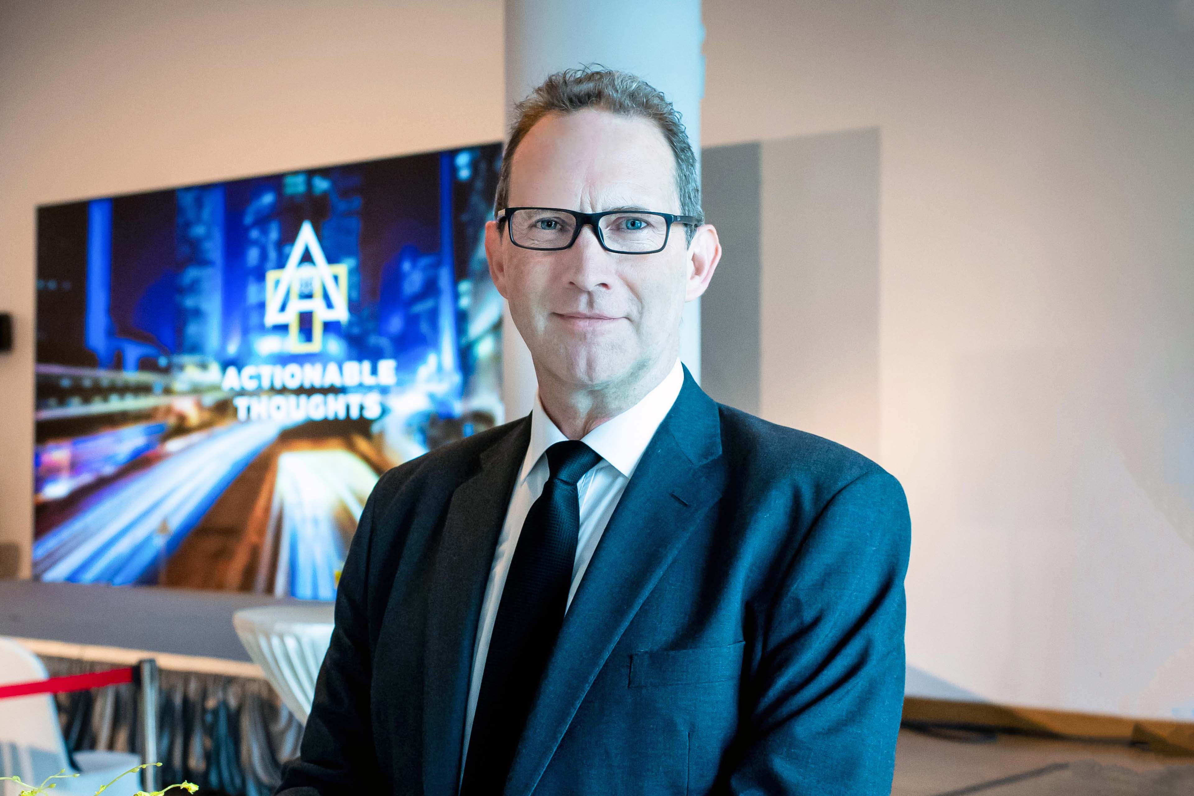 Jonathan Beard EY-Parthenon Partner, Strategy & Transactions Asia-Pacific Platform (STAP ...