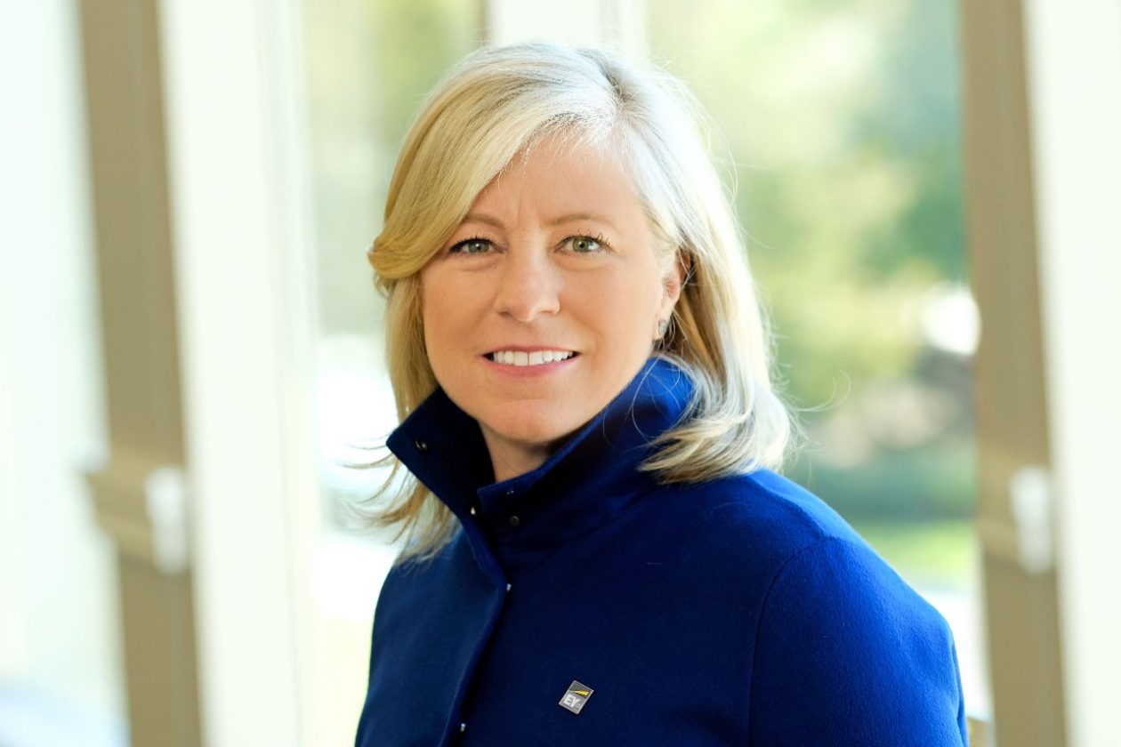 How to achieve success with corporate carve outs | EY - Global