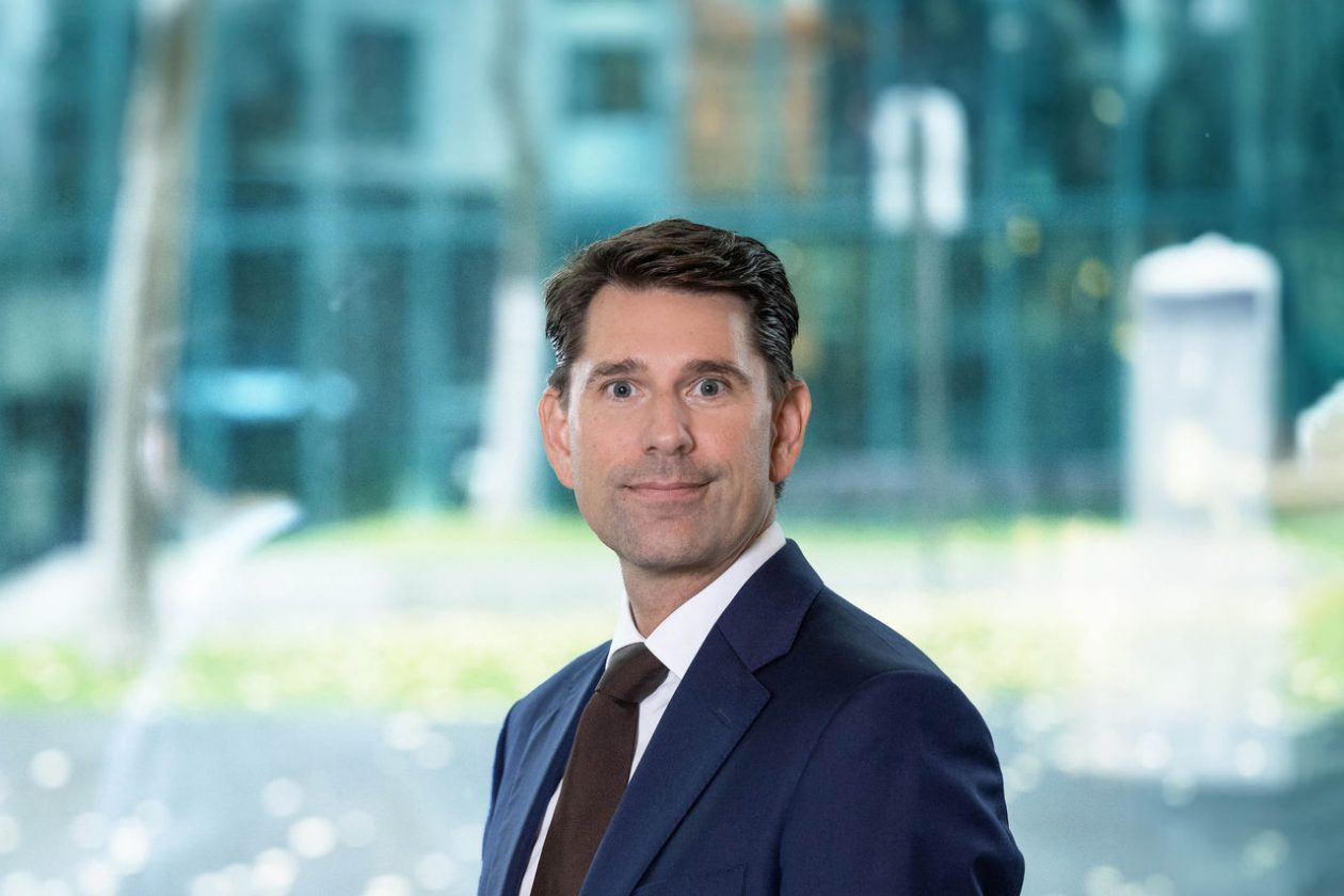Legal operations - Law services | EY - US