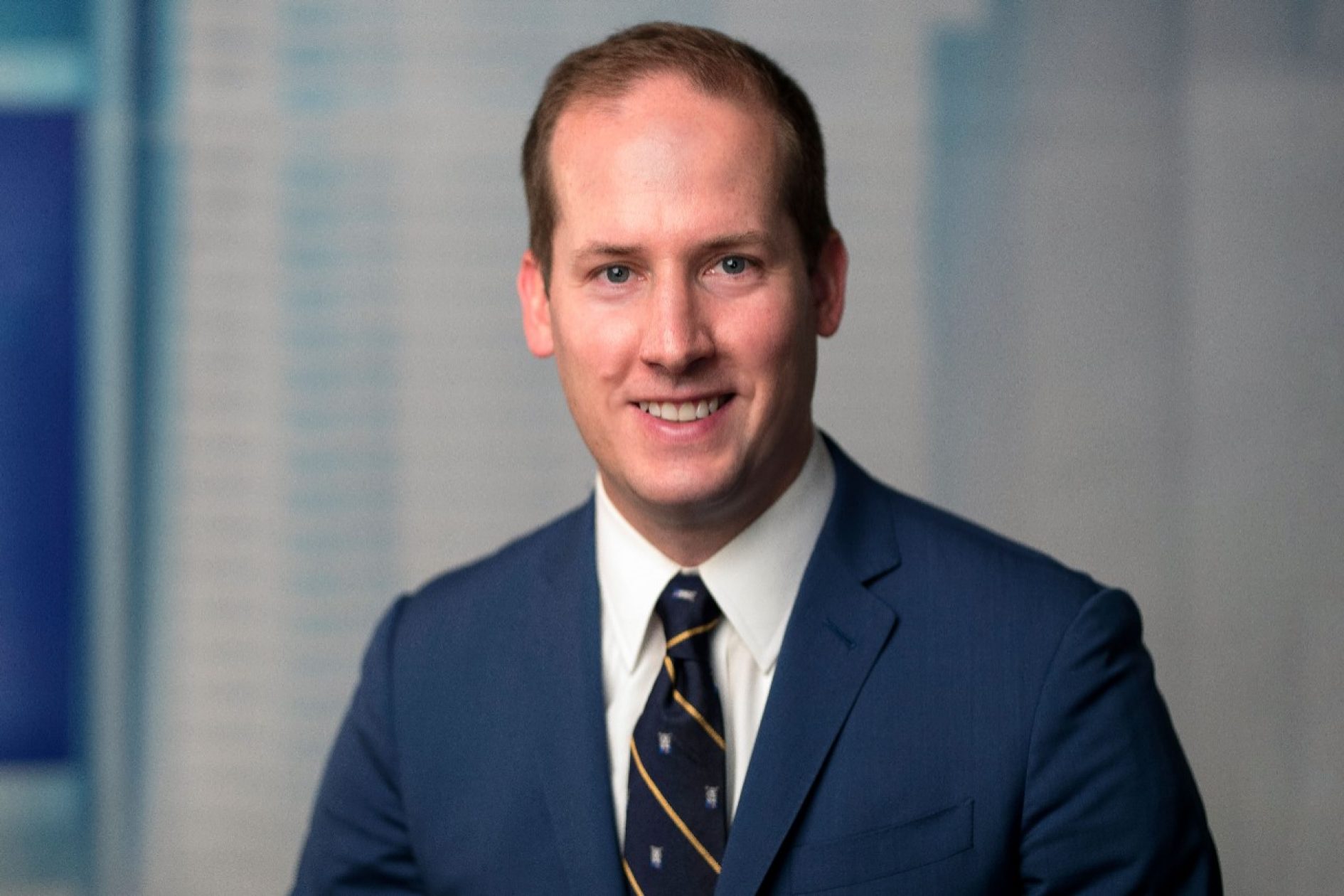 Discovery & Analytics services | EY – Global | EY - UK