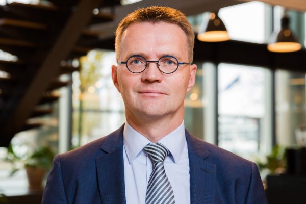 Permanent establishment services | EY - UK