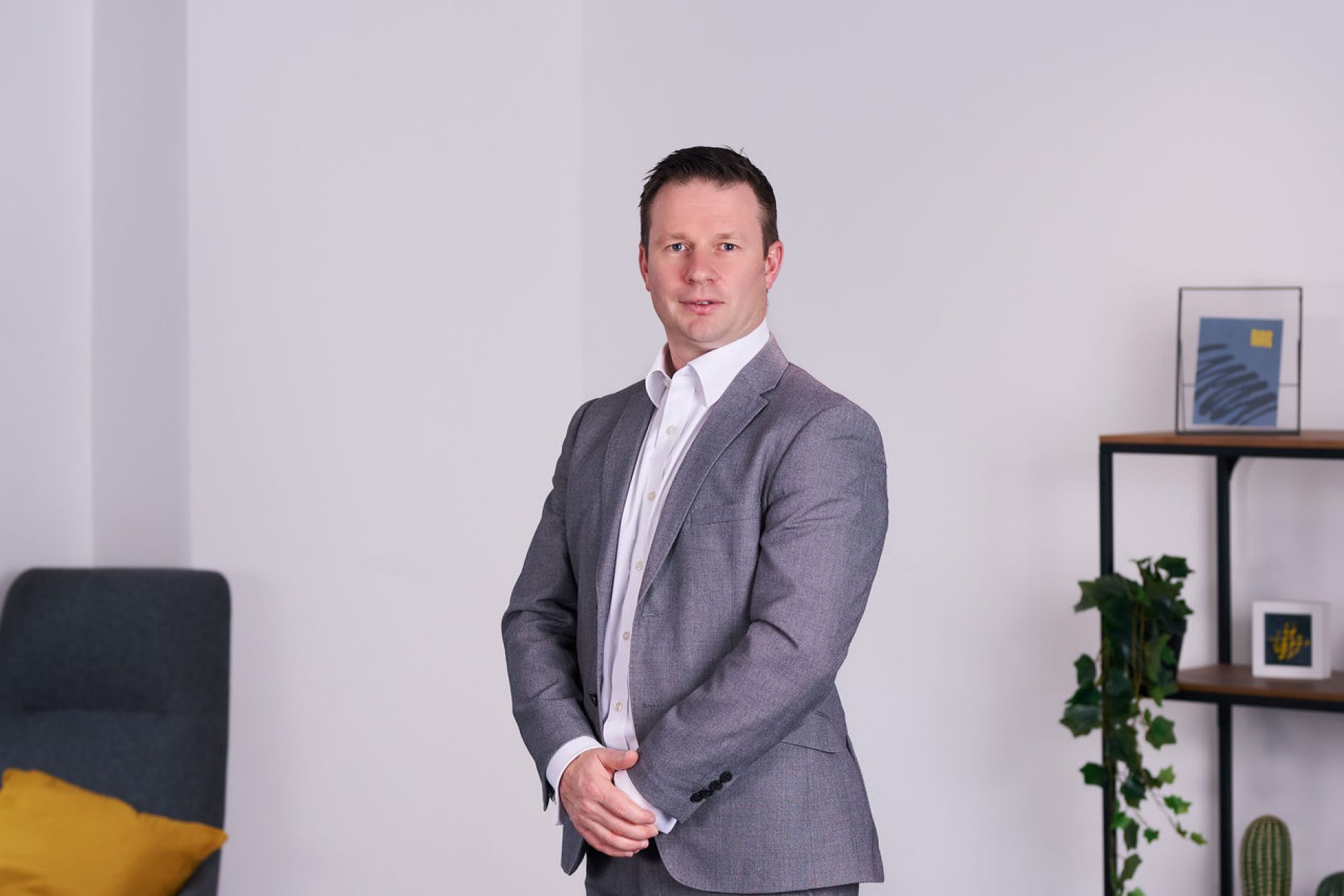 Corporate Sustainability Reporting Directive Services | EY - Global