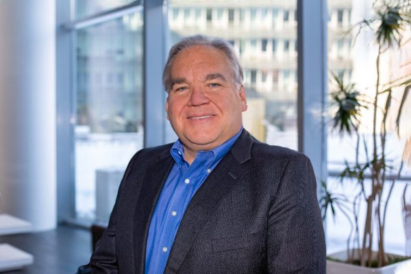 Business transformation through cloud services | EY - US