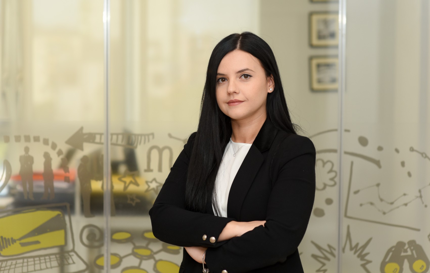 Ina Curri Senior, Global Compliance & Reporting (GCR) | EY - Global