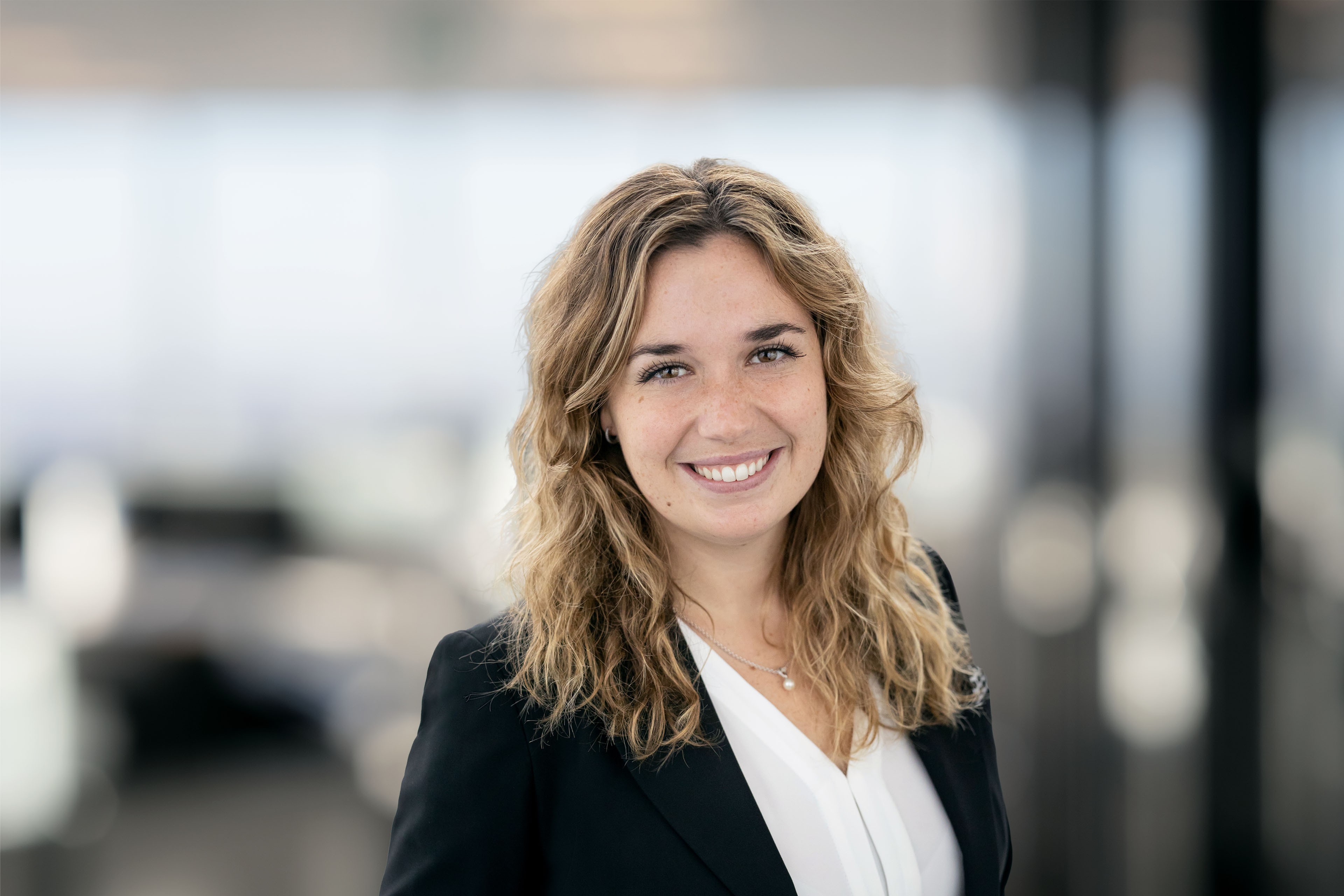 Caroline Giroux-Huppé - Manager, Customer Strategy & Innovation, EY ...
