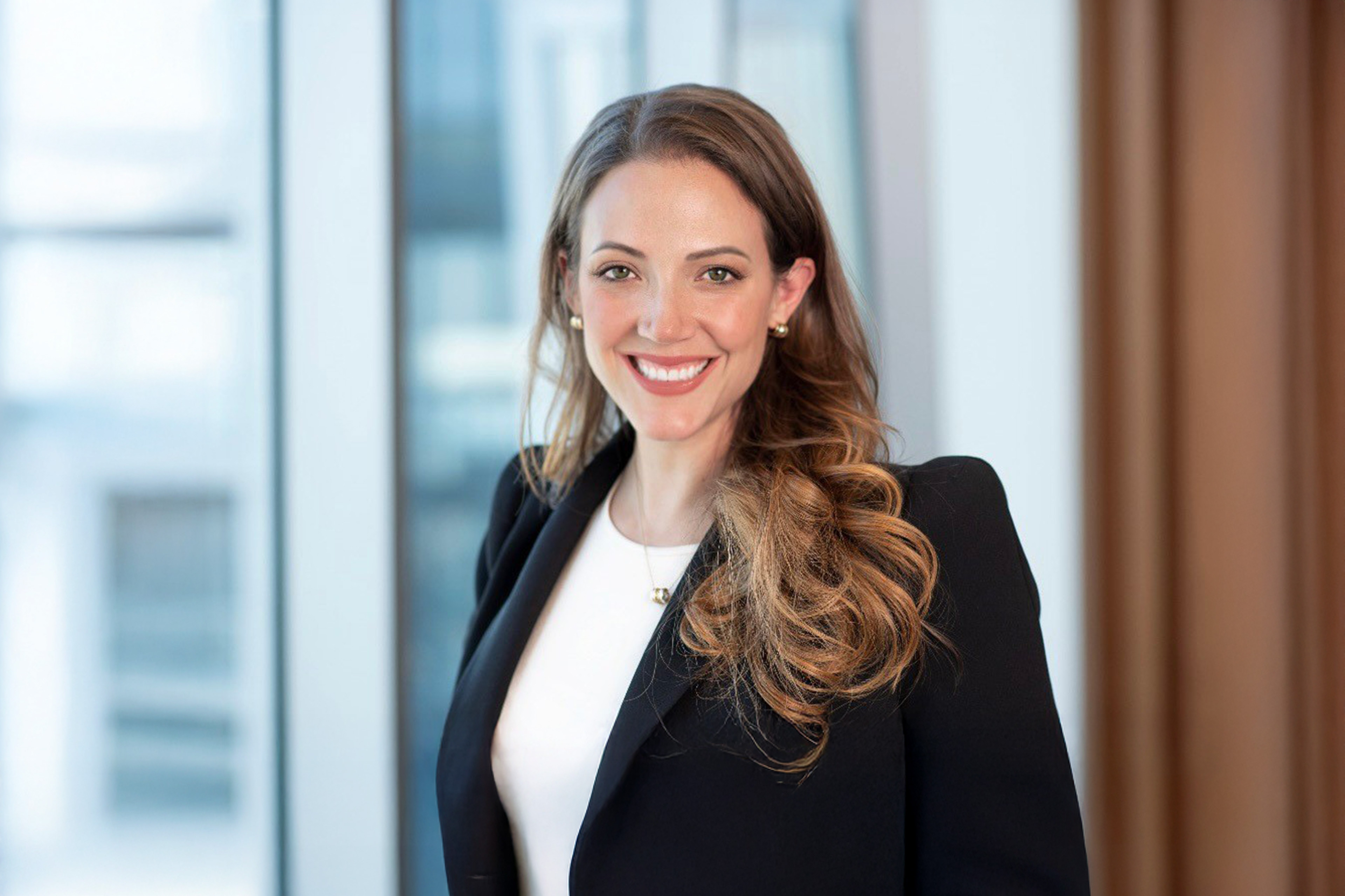 Charlotte Sobolewski Consumer Products & Retail, Digital Transformation ...