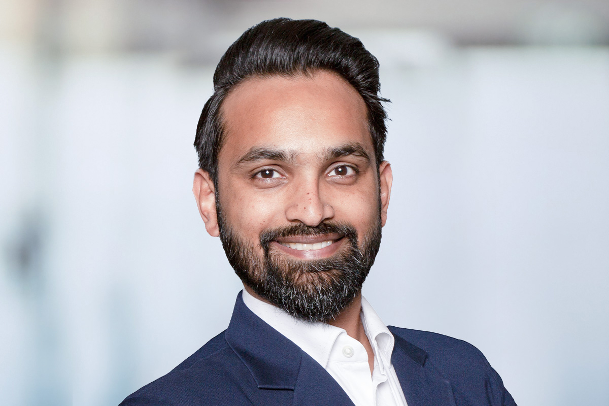 Salil Bhatnagar - Director, Business Consulting | EY - Switzerland