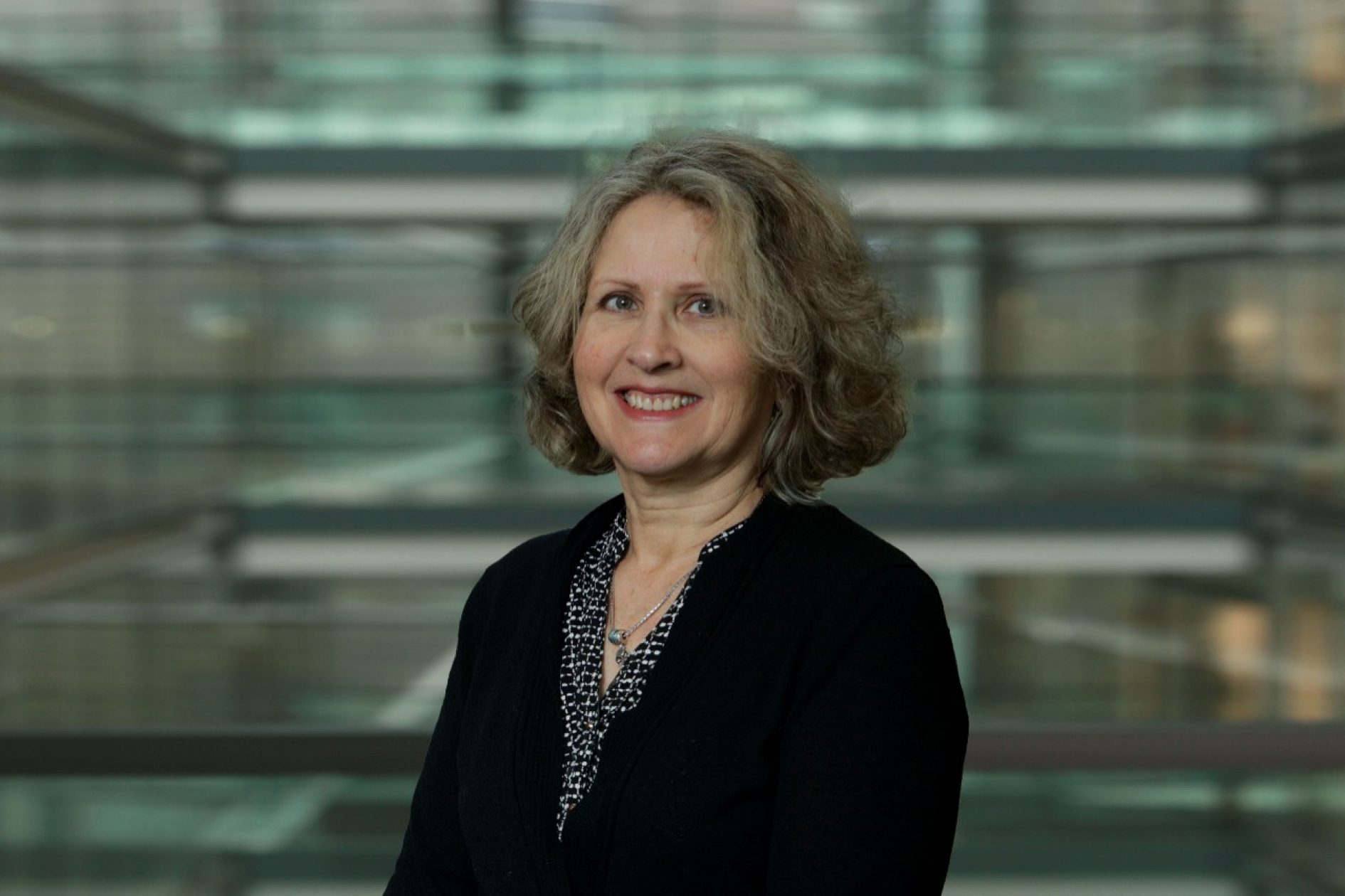 Tax advice and reporting for individuals (US connected) | EY - UK