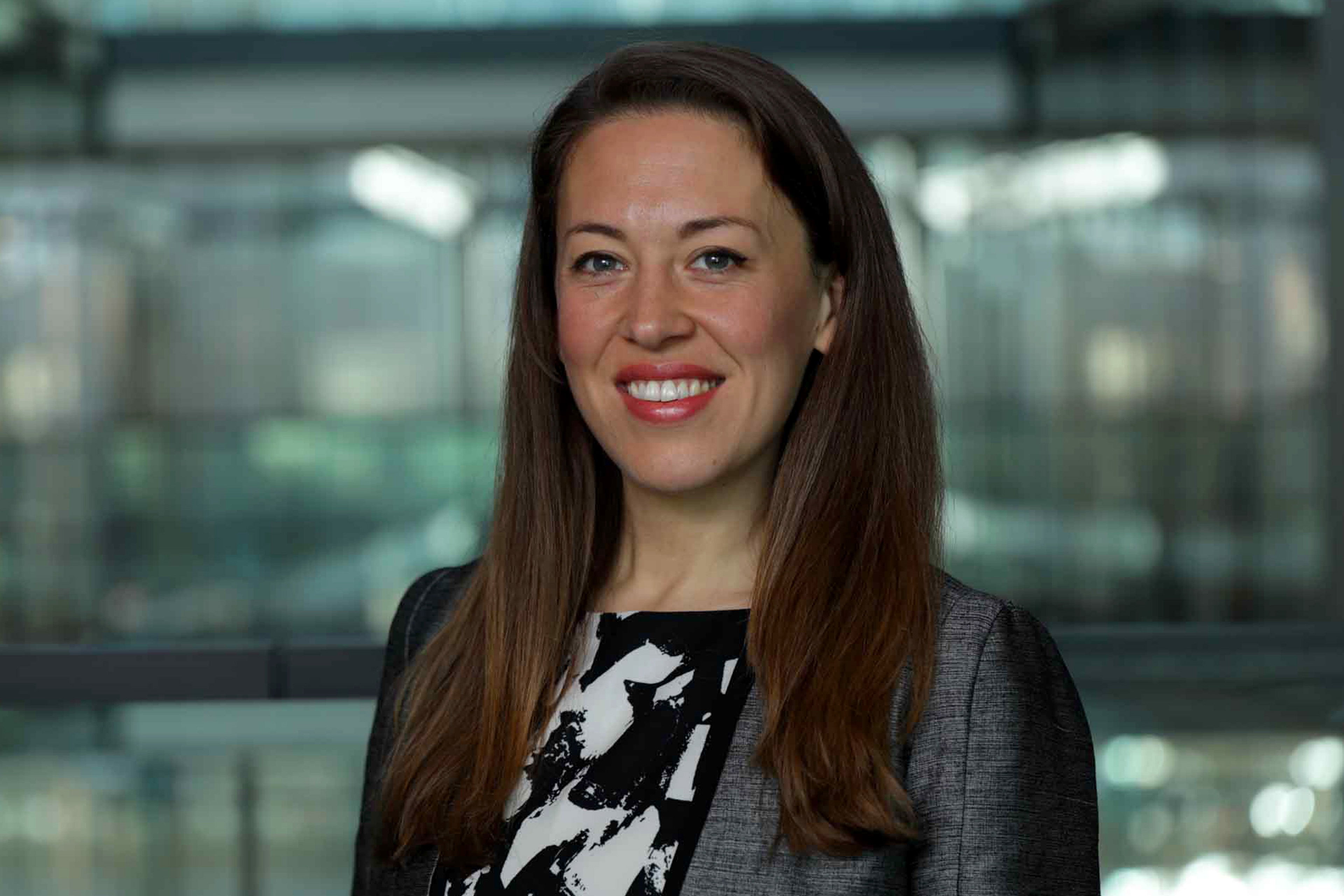 Ciara Burke Director, UK&I Consulting, Ernst & Young LLP | EY - UK