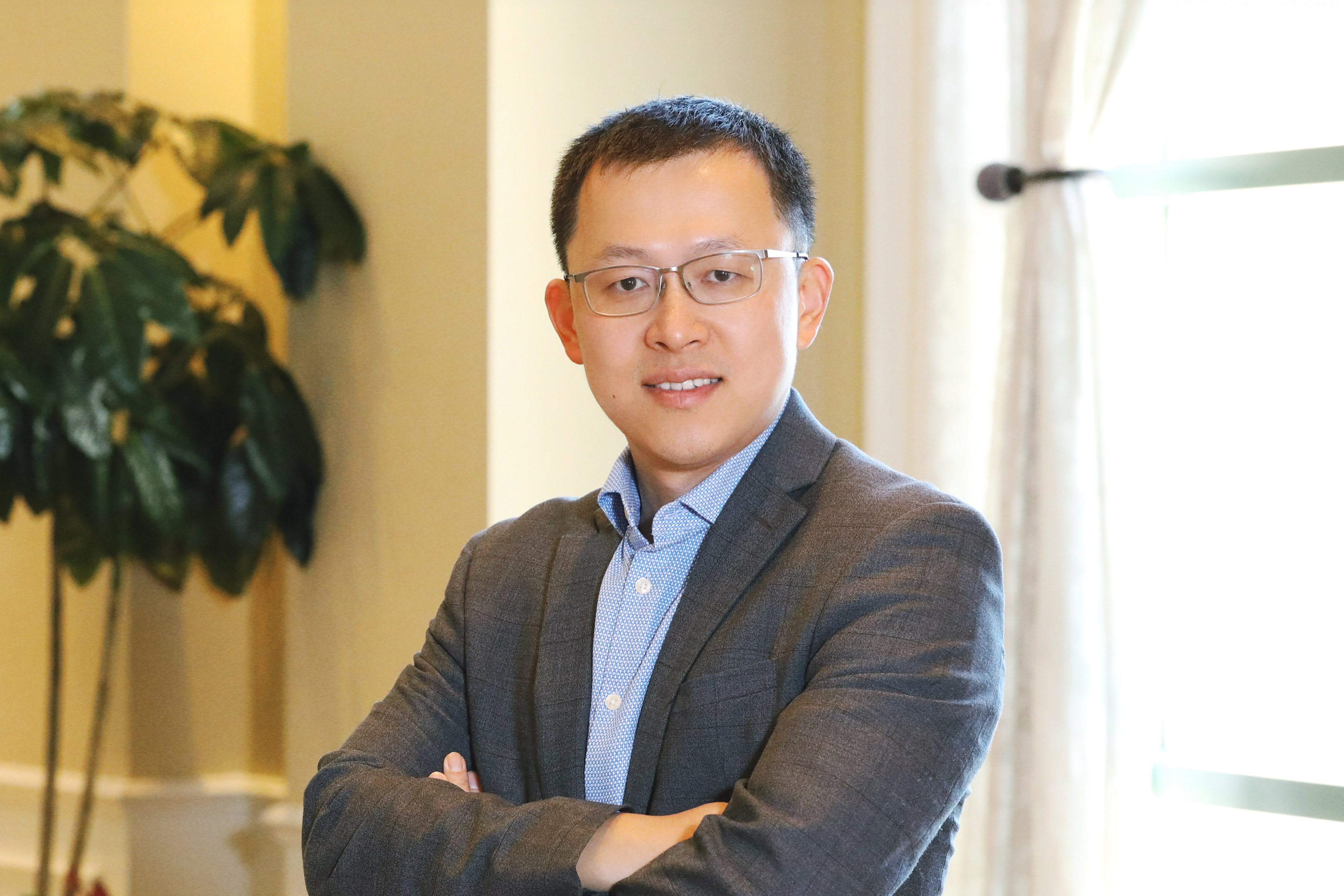Dr. Ming Shi Managing Director, Financial Services Risk Management ...
