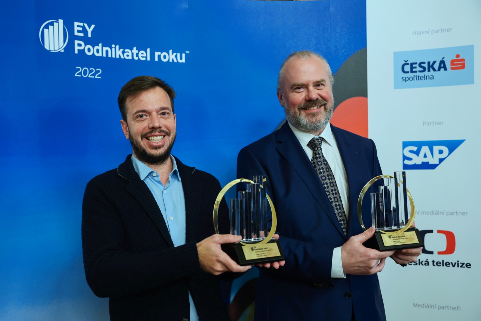 EY Podnikateli roku 2022 se v Praze a Středočeském kraji stali Jakub ...