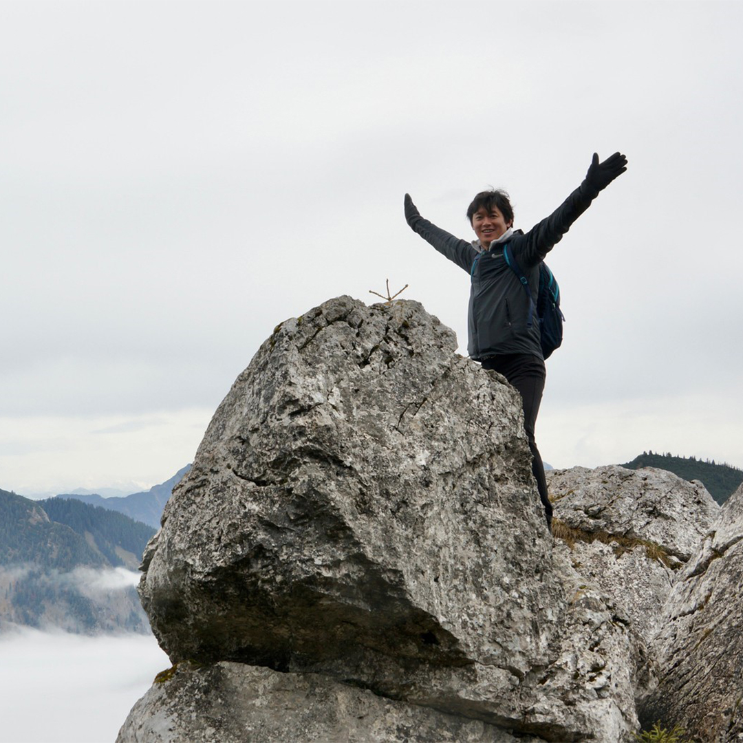 EY Badges – Wie Masaki zum Nachhaltigkeitsexperten geworden ist | EY ...