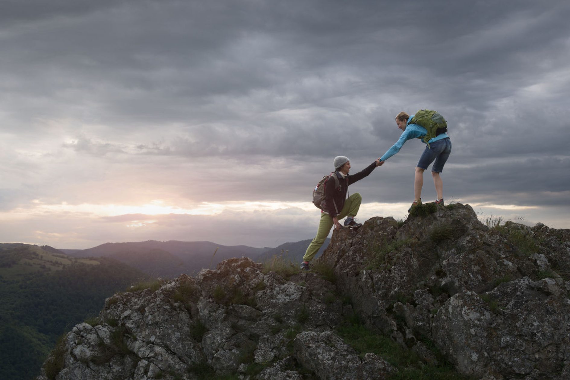 Valuation, Modeling & Economics Services | EY - Global